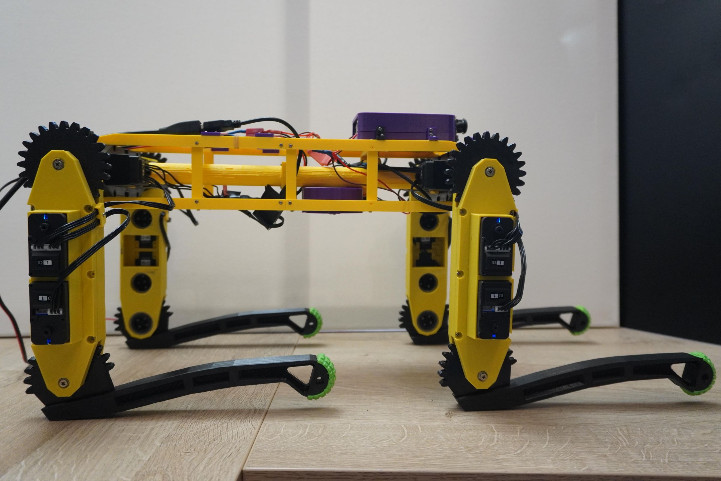 DIY Spot Like Quadruped Robot : 8 Steps - Instructables