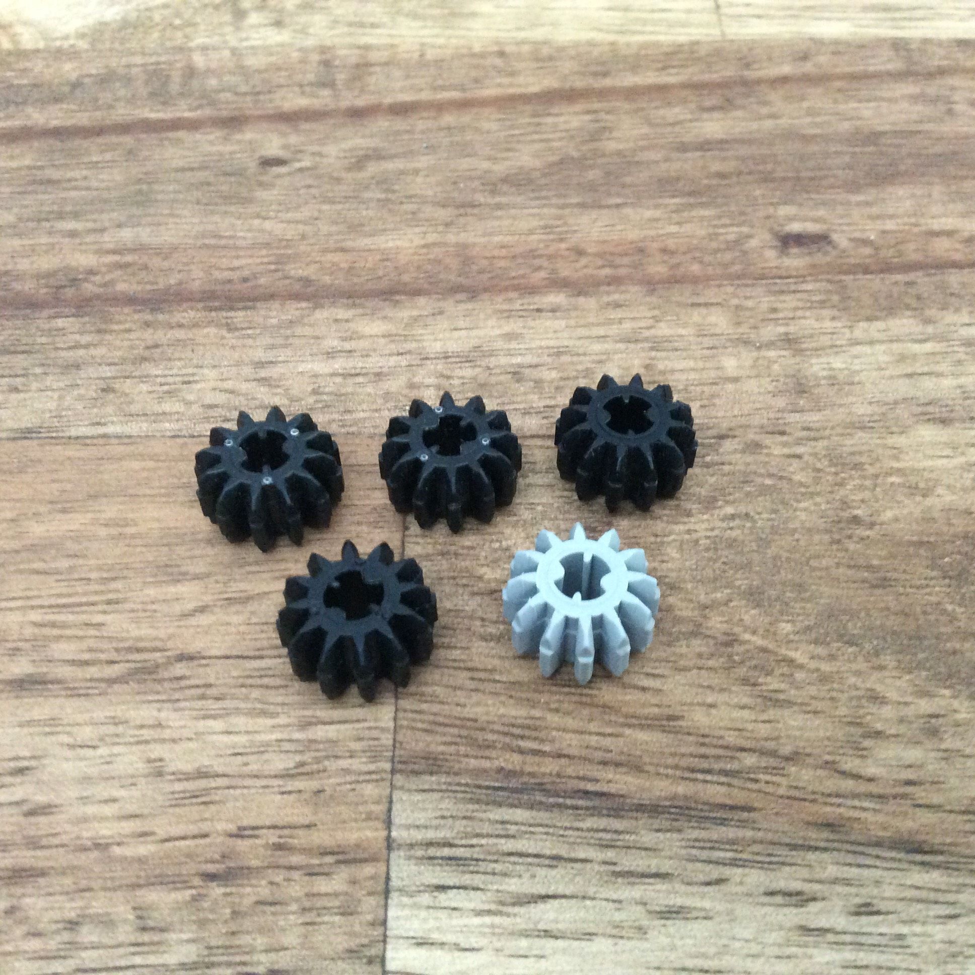 How to Make an Easy Customisable Lego Transmission Part 1 : 4 Steps ...