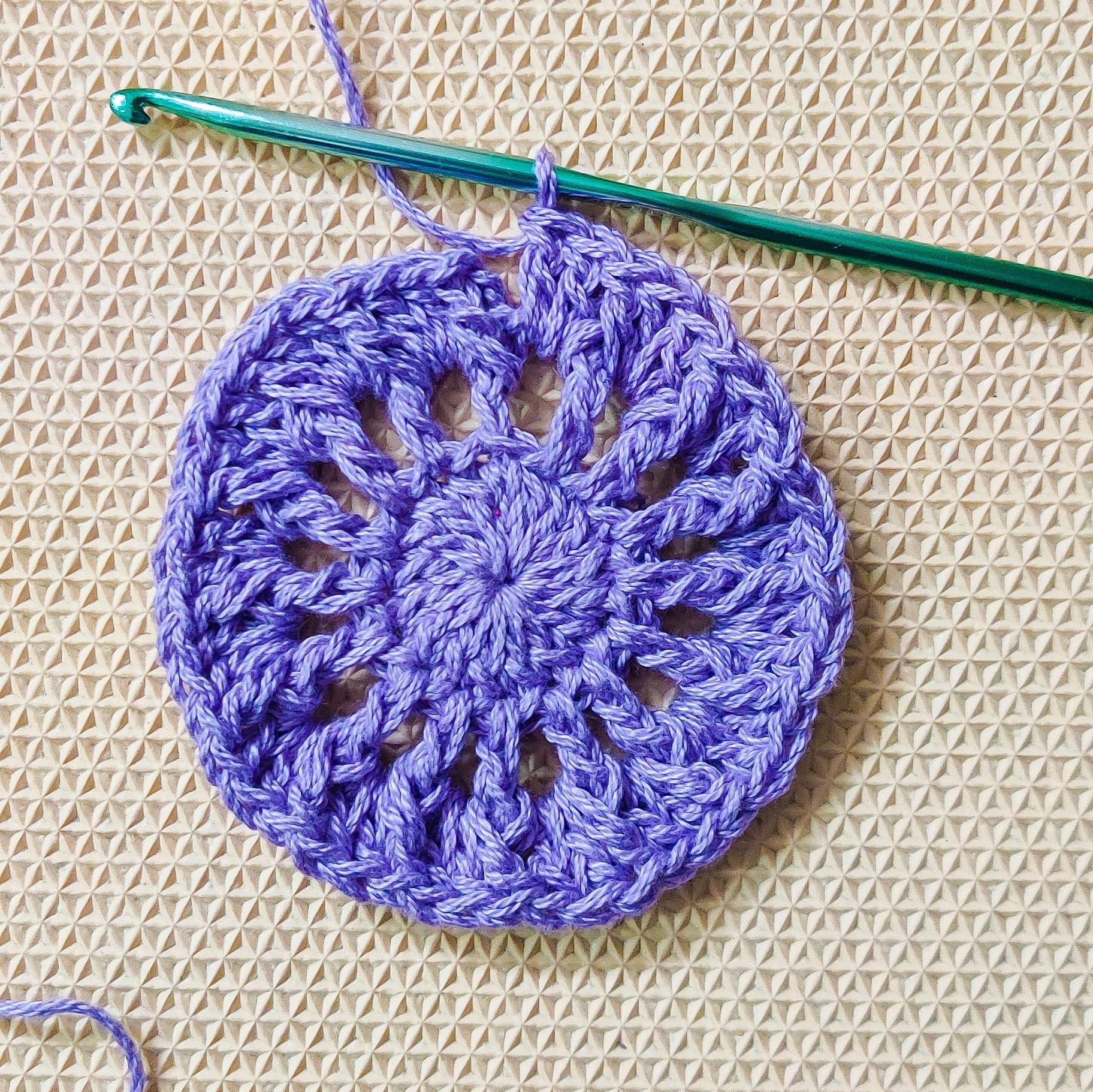 Crochet Sleek Doily How to Crochet Round Doily : 8 Steps (with Pictures ...