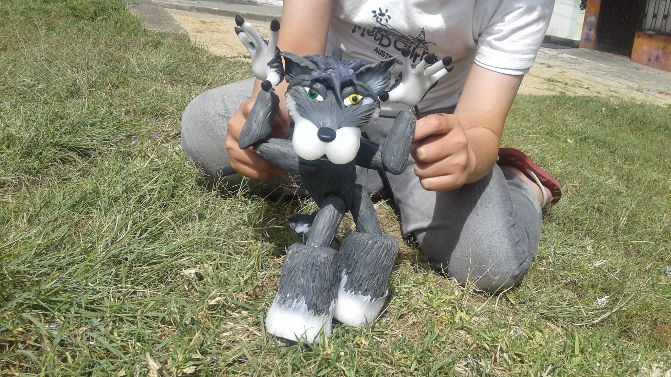 Stooge Table WEREWOLF Made in Cold Porcelain : 12 Steps (with Pictures ...