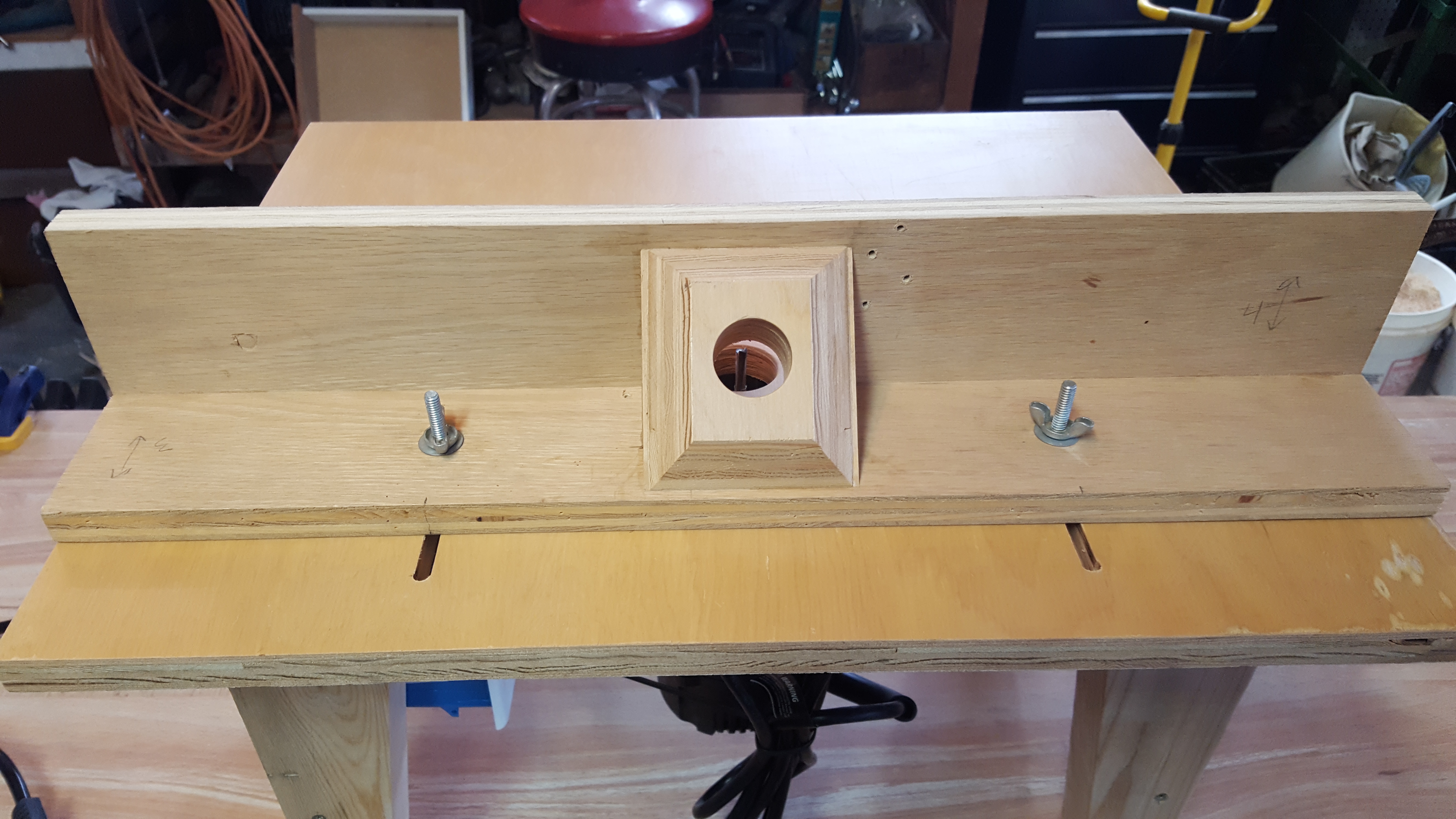 DIY Router Table : 6 Steps (with Pictures) - Instructables