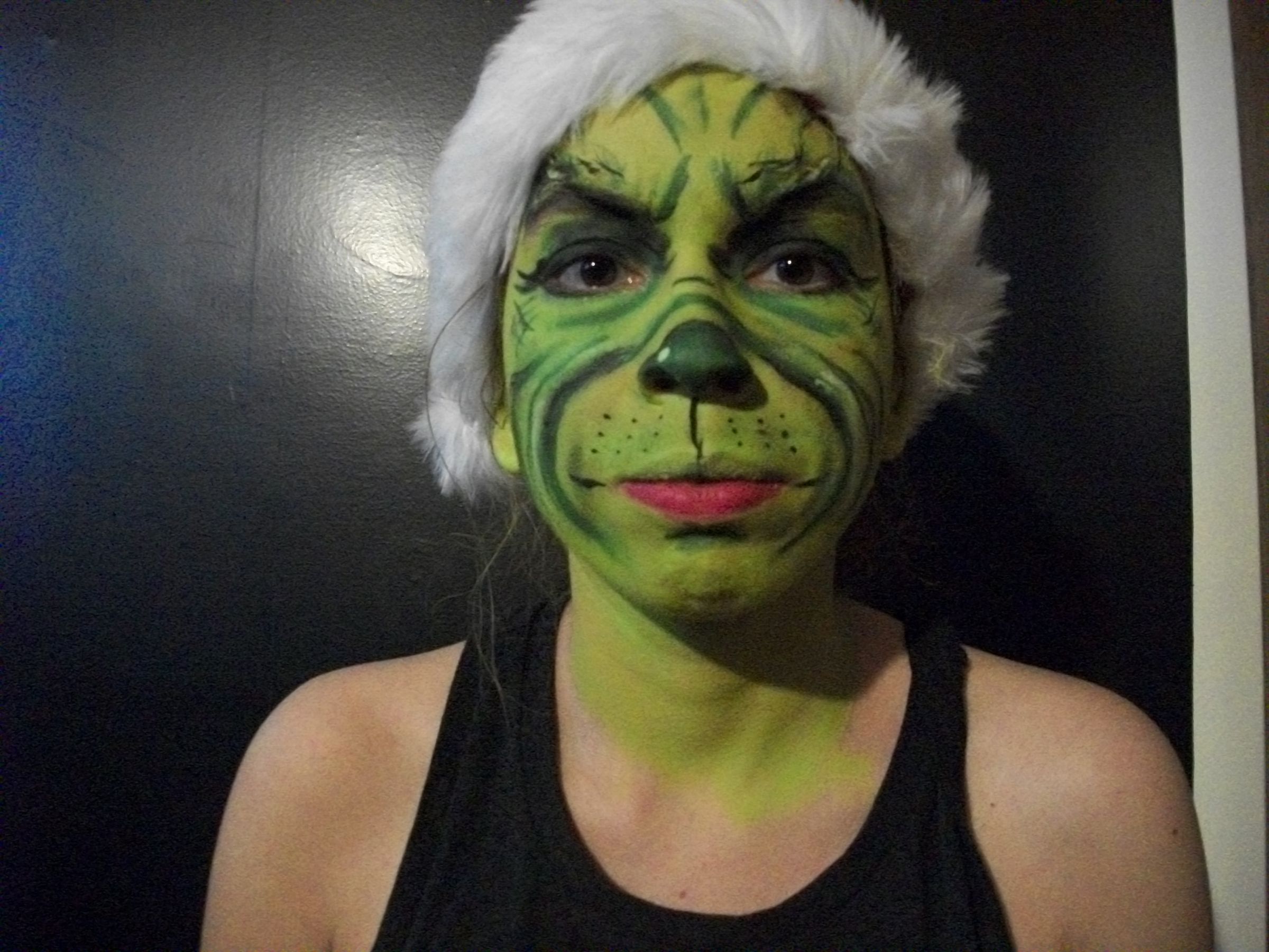 The Grinch Face Paint : 7 Steps (with Pictures) - Instructables