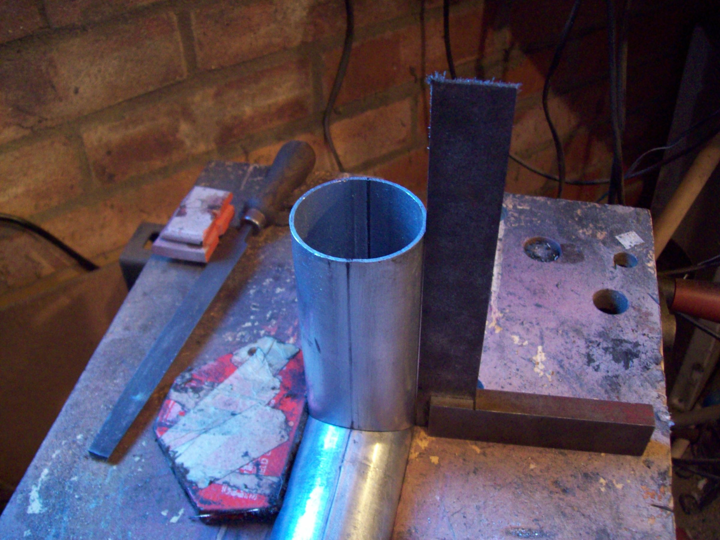 Gas Bottle Furnace : 9 Steps - Instructables