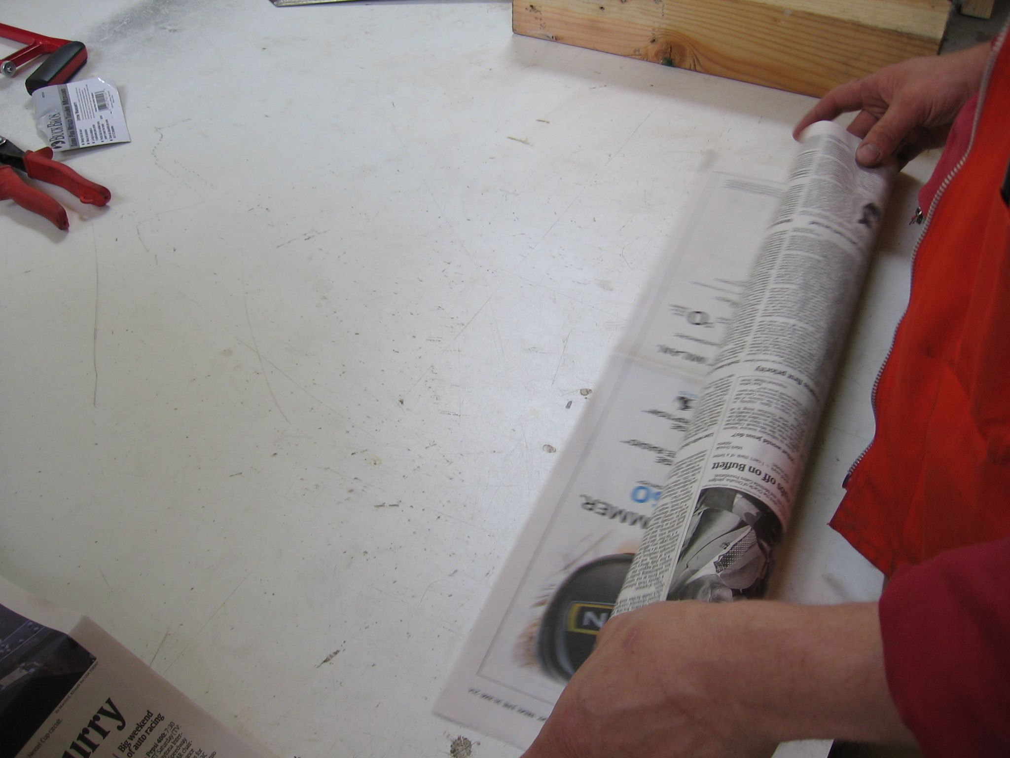 Newspaper Trick : 4 Steps - Instructables