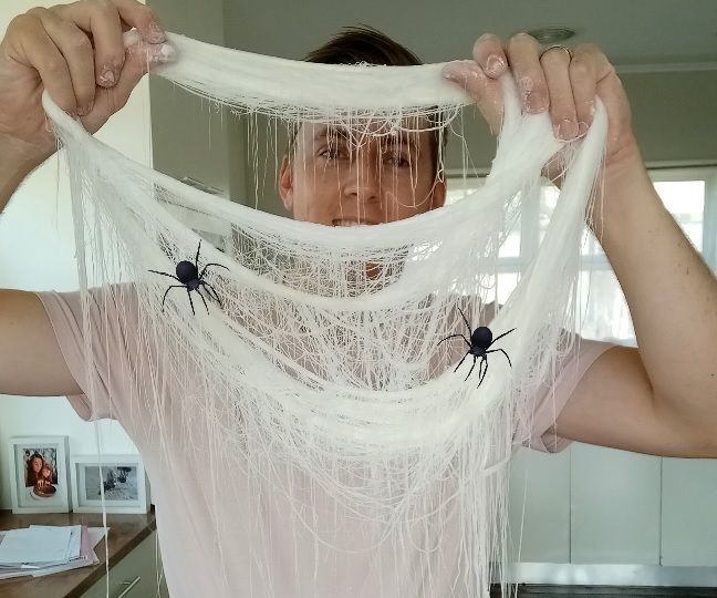 Cobweb Candy : 8 Steps (with Pictures) - Instructables