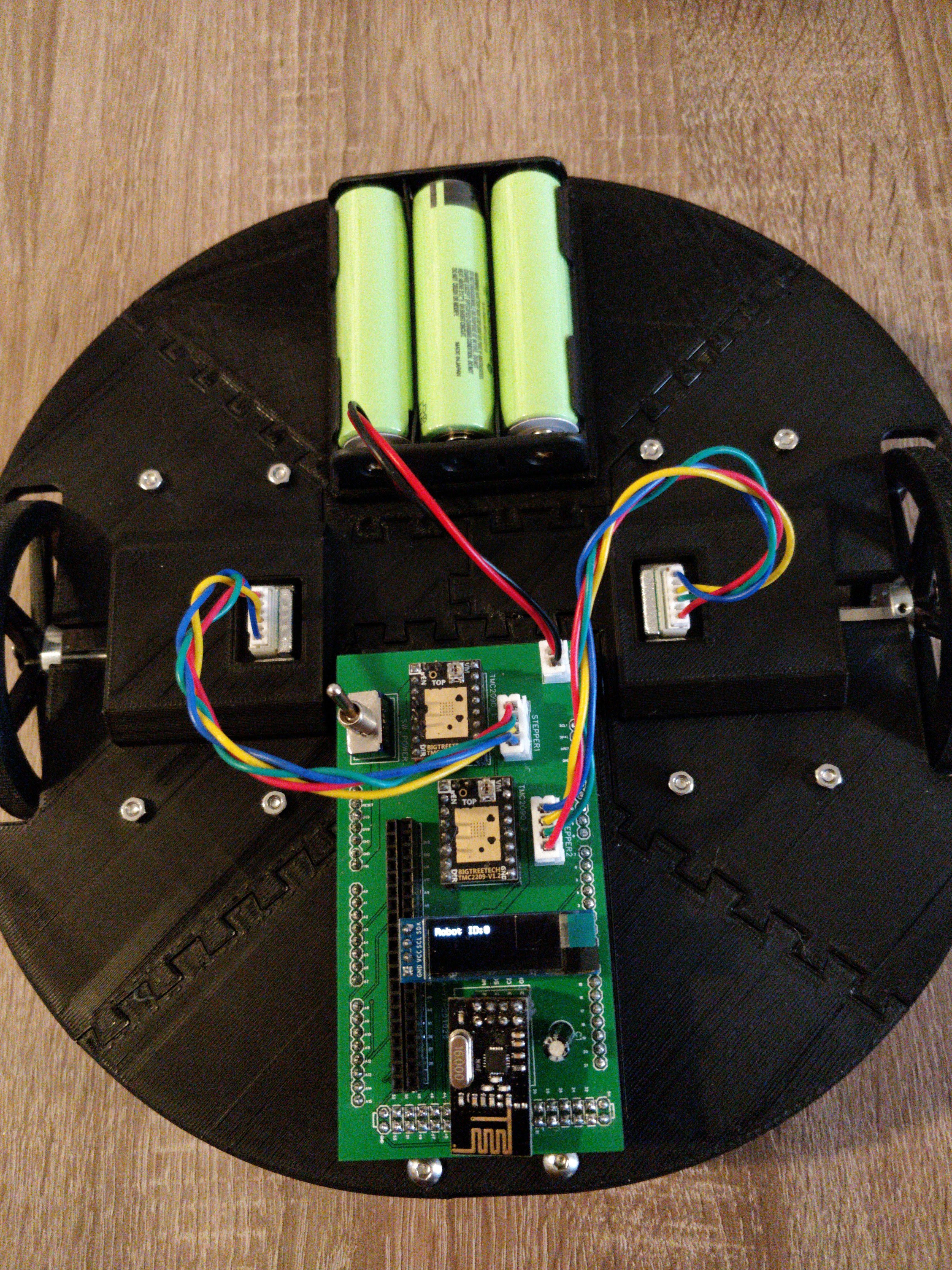 Building a Moving Platform Robot From Scratch : 12 Steps (with Pictures ...