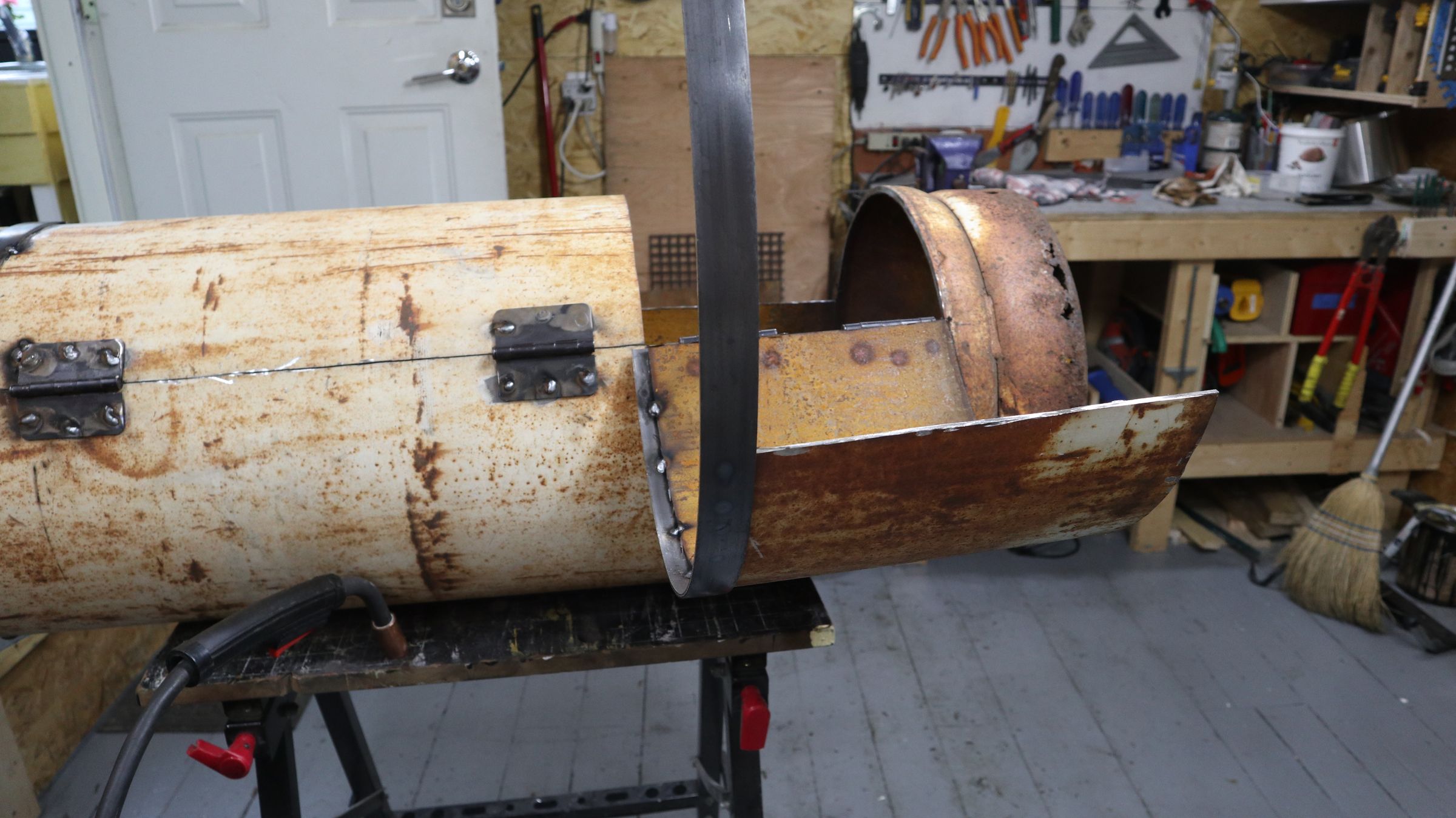 100 Lb Propane Tank Smoker Build : 10 Steps (with Pictures) - Instructables