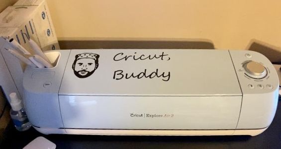 Using a Cricut Vinyl Mask to Help Glue Chipping : 6 Steps (with ...