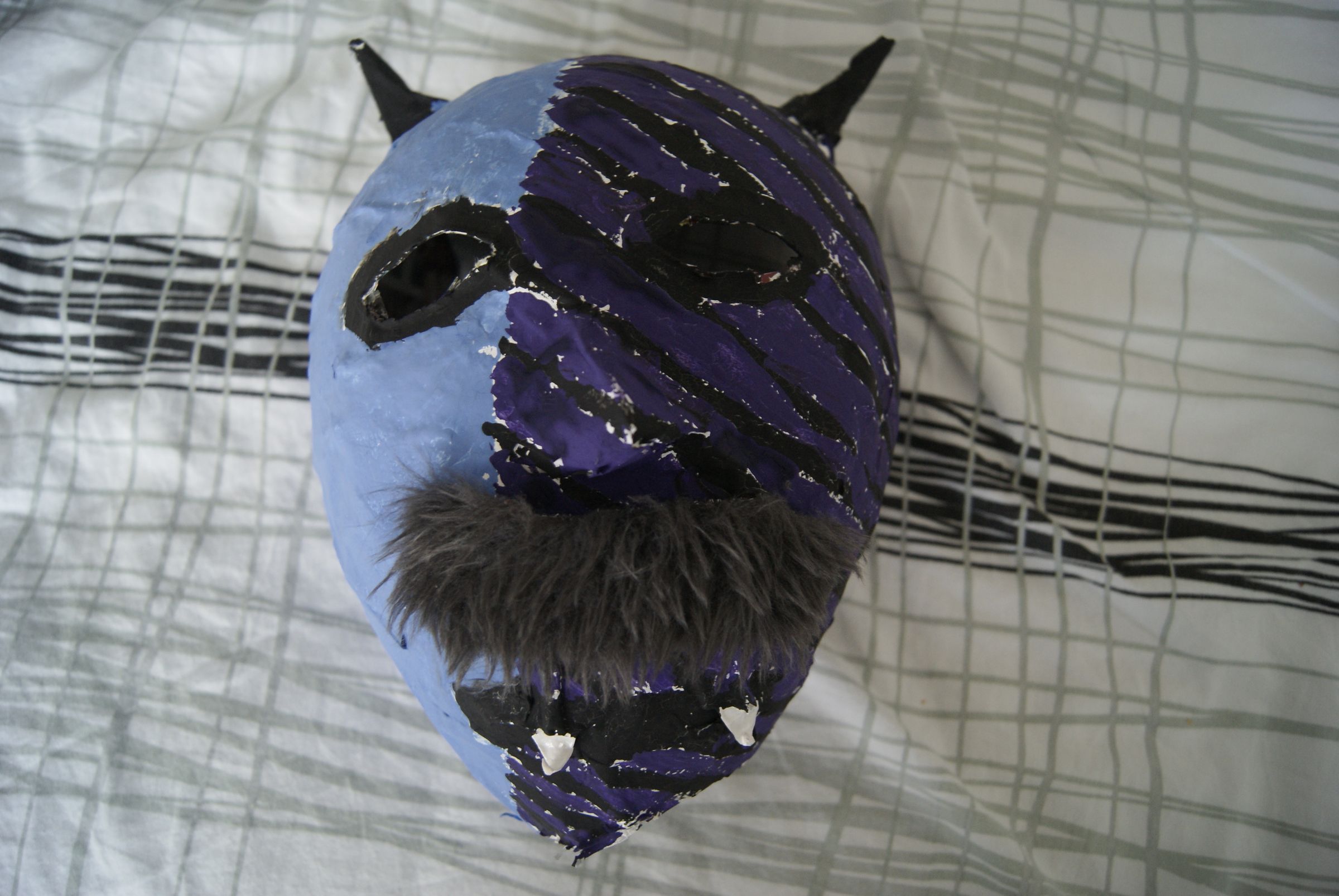 Papier Mache Monster Mask : 8 Steps - Instructables