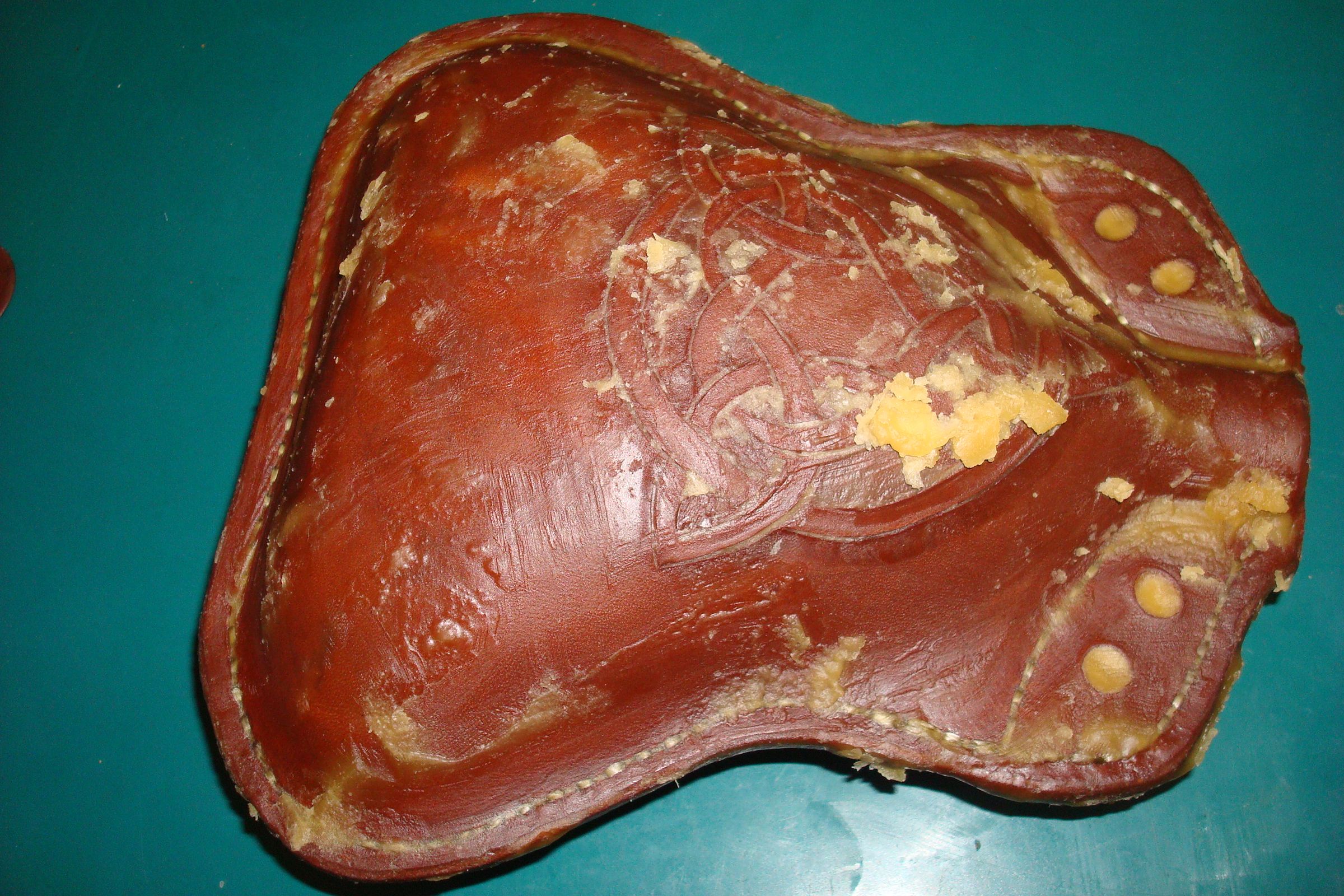 Leather Flask : 15 Steps (with Pictures) - Instructables