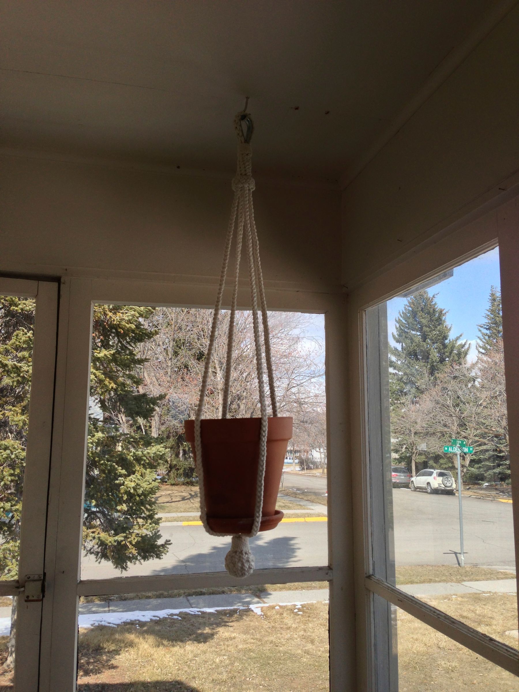 How to Make a Plant Hanger Out of Rope : 10 Steps (with Pictures ...