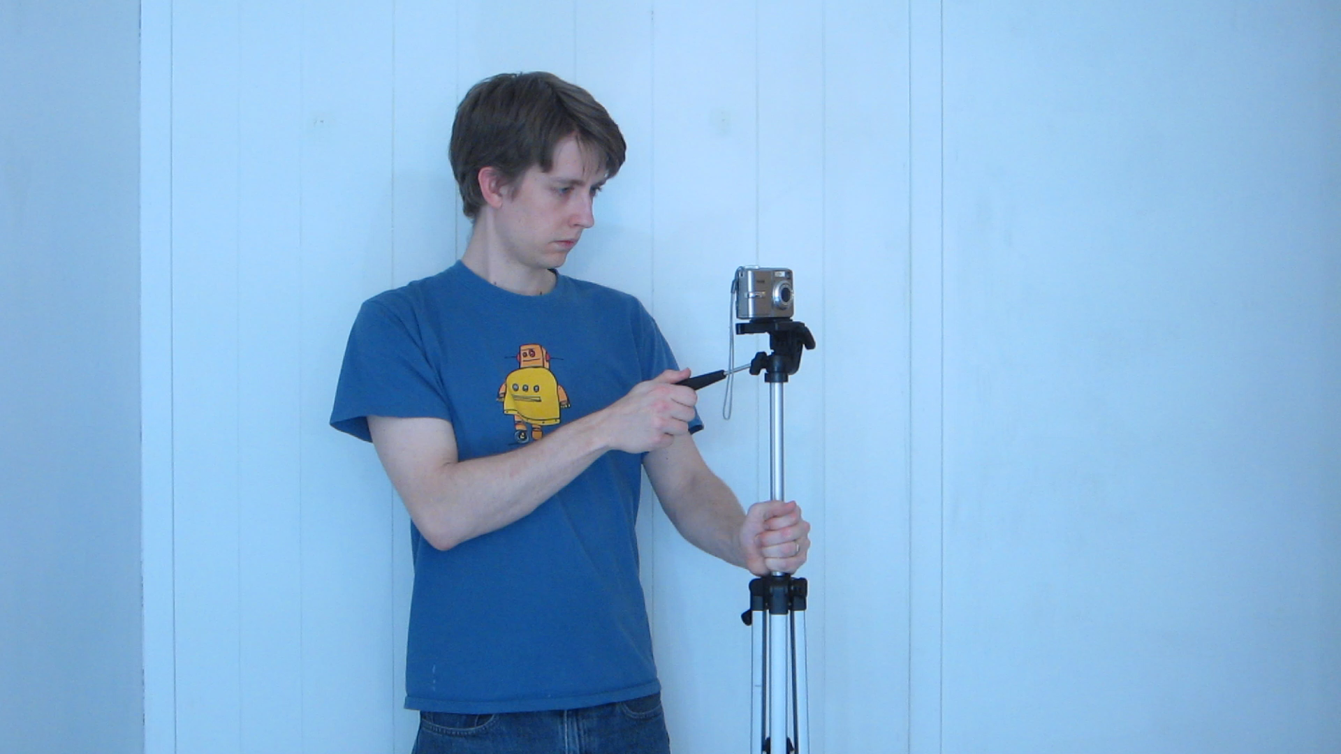 How to Make an Impromptu Camera Stabilizer : 5 Steps (with Pictures ...