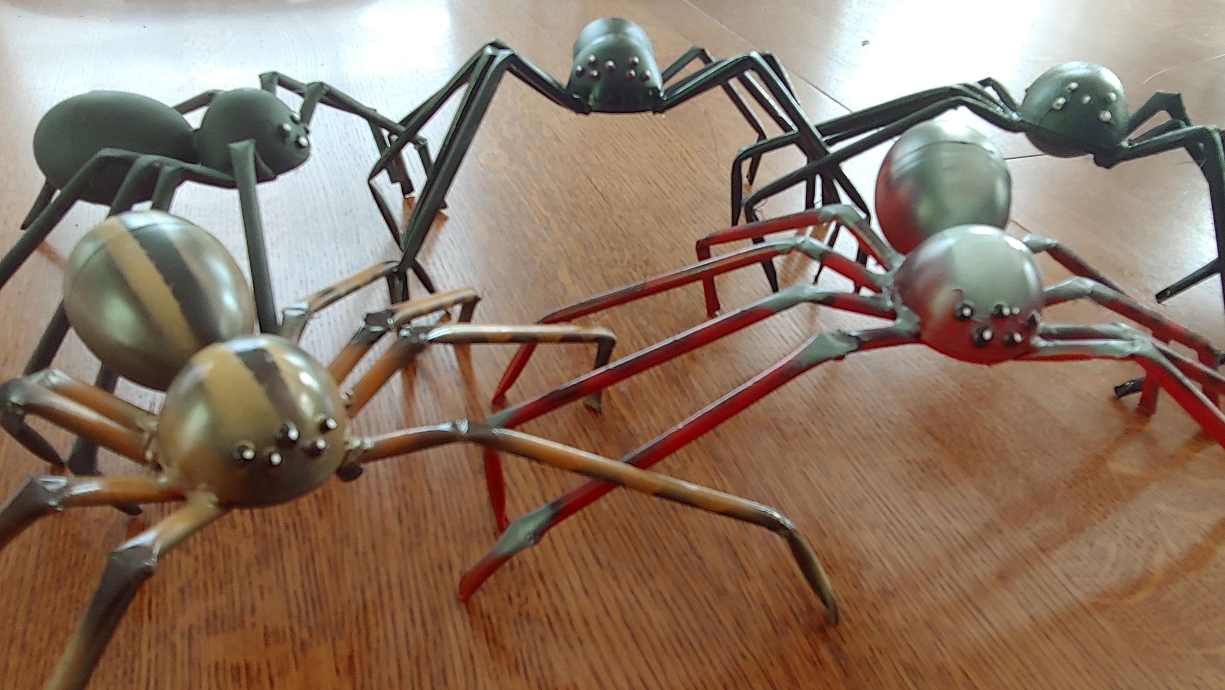 Super Easy Spiders : 4 Steps (with Pictures) - Instructables
