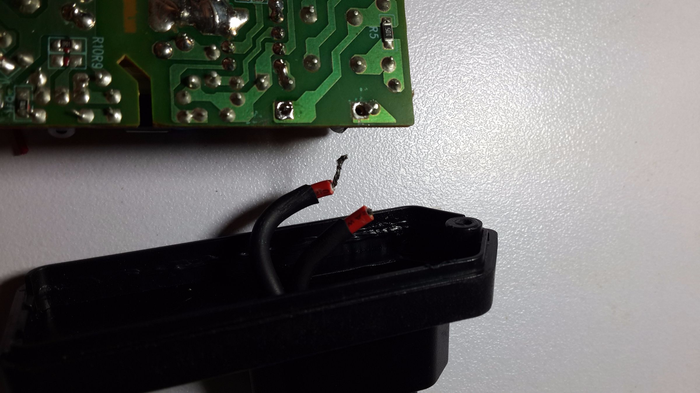 How to Convert Your Old Adapter Into Usb Charger : 9 Steps - Instructables