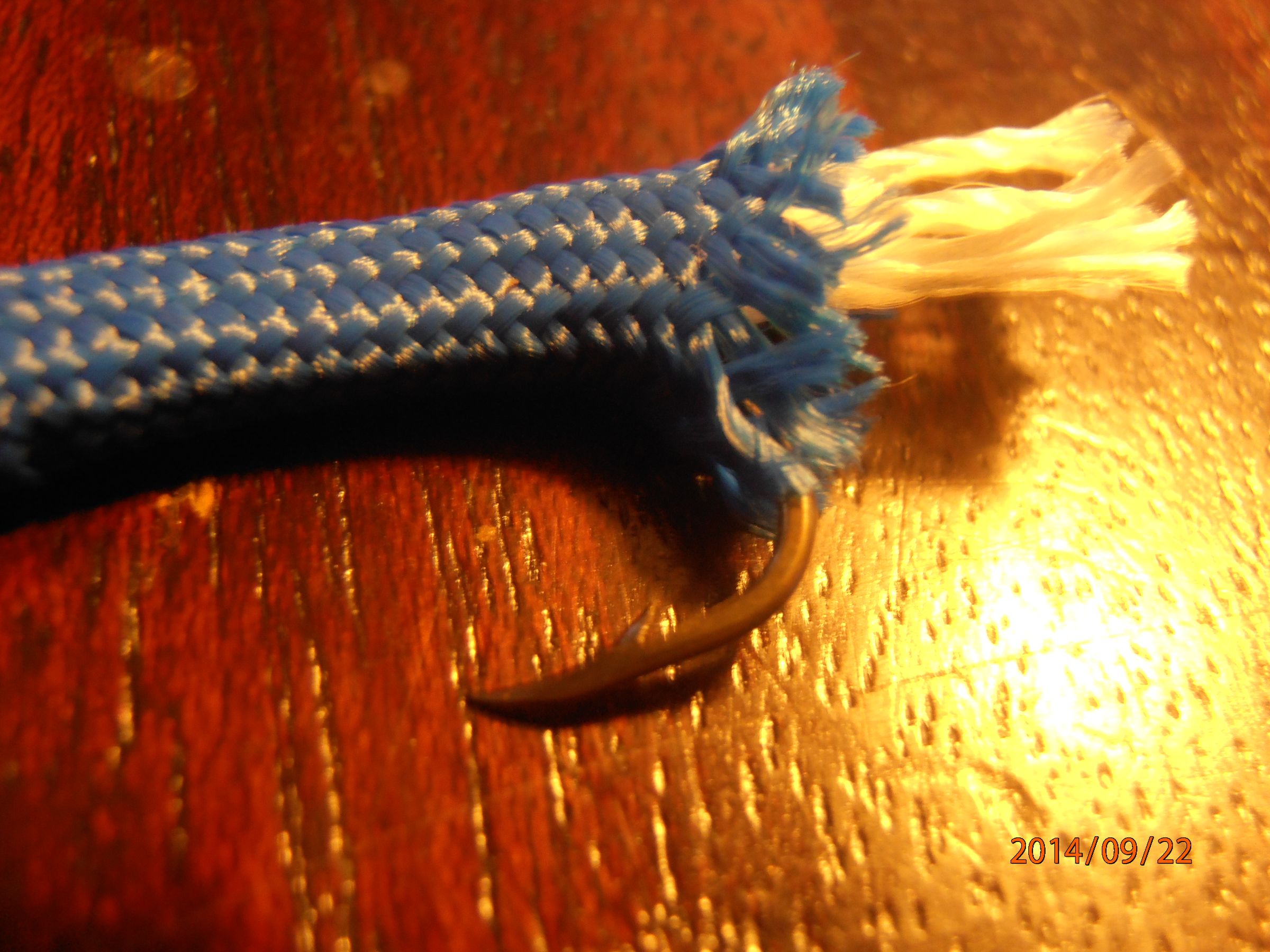 Paracord Fishing Fly/Lure/You Name It : 5 Steps - Instructables