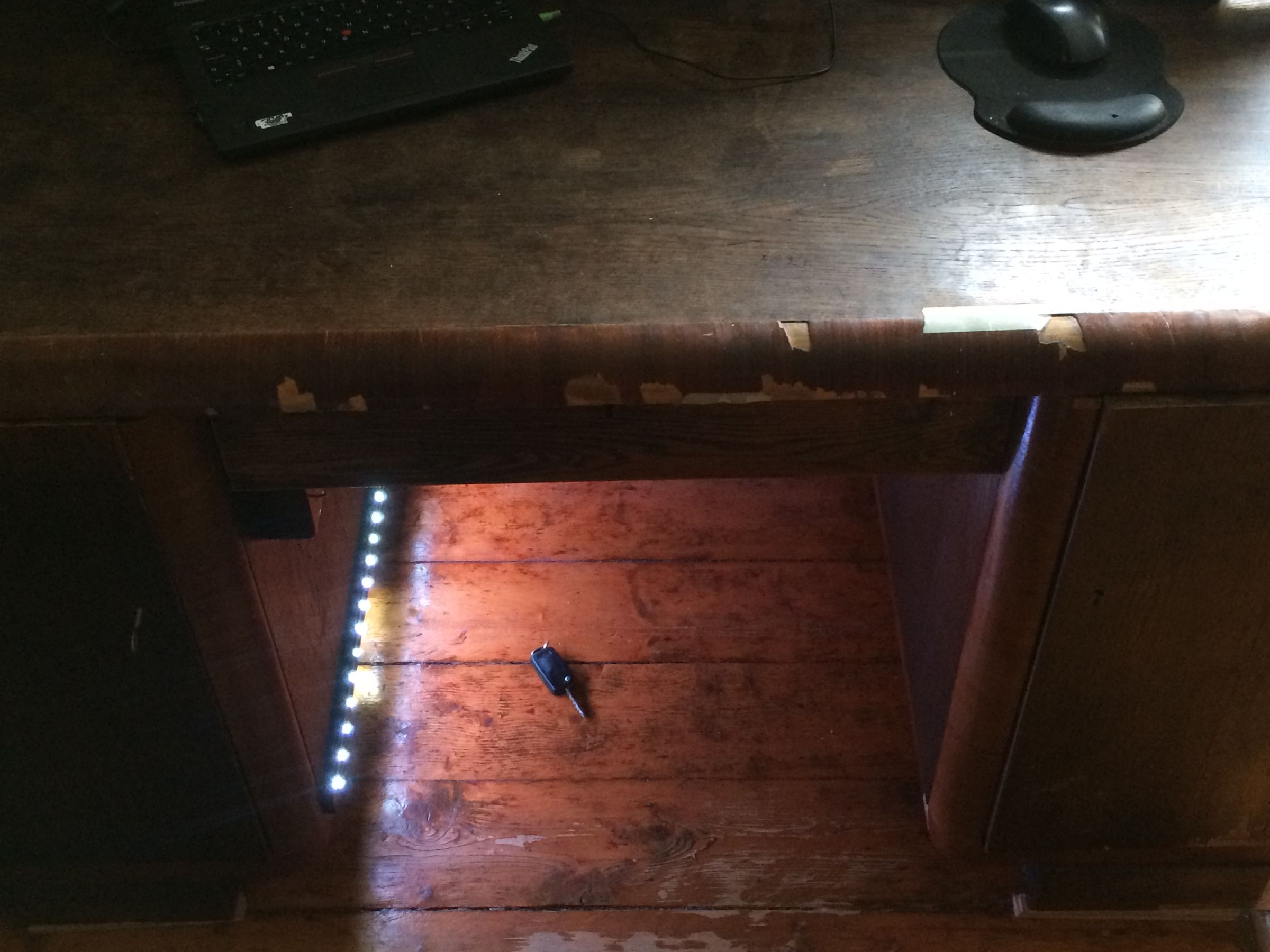 Lighting Under Desk : 8 Steps (with Pictures) - Instructables