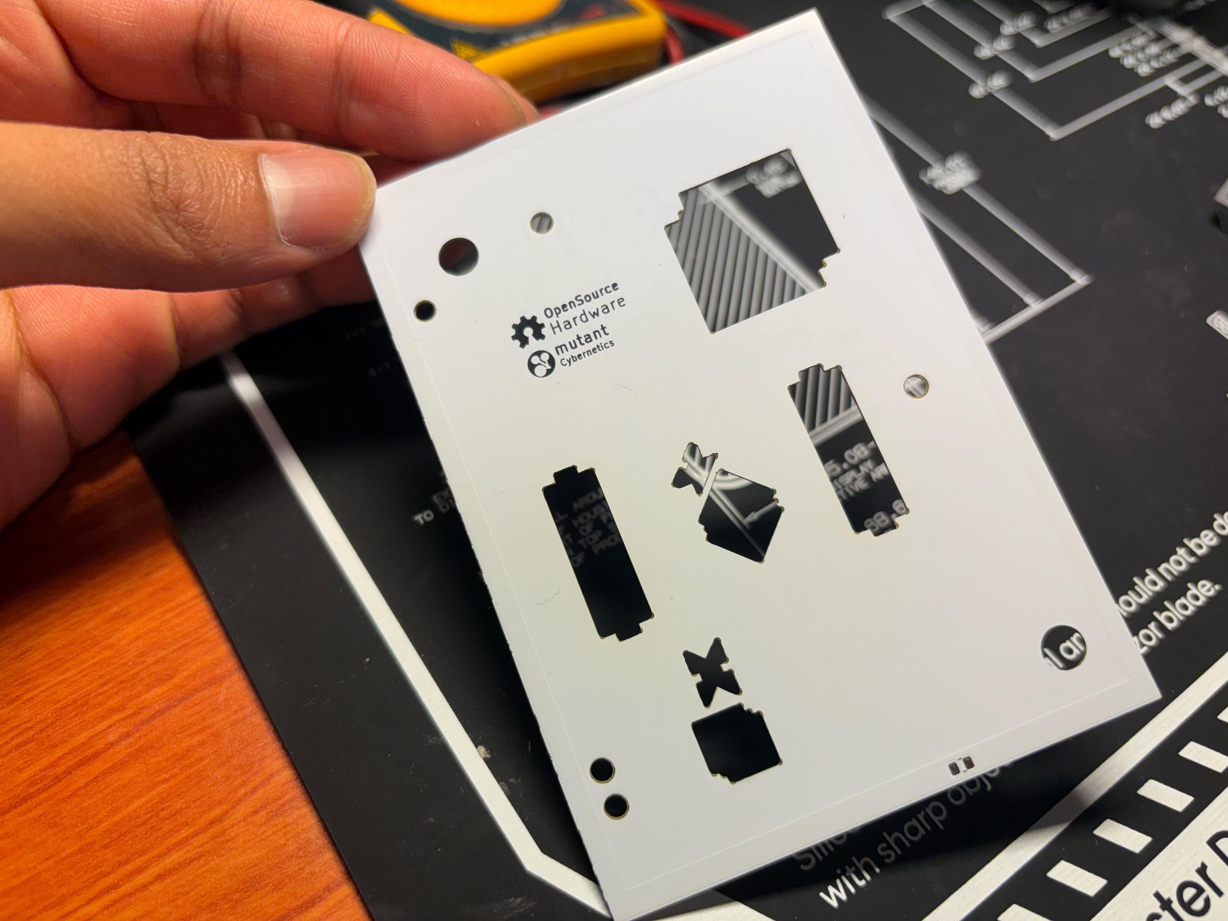 Soldering Fine-pitch Parts Easily With PCB Fixture Plates : 6 Steps ...