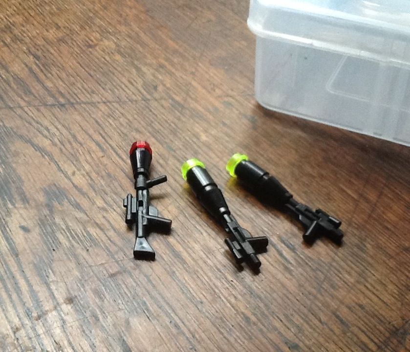 Lego Space Guns : 7 Steps - Instructables
