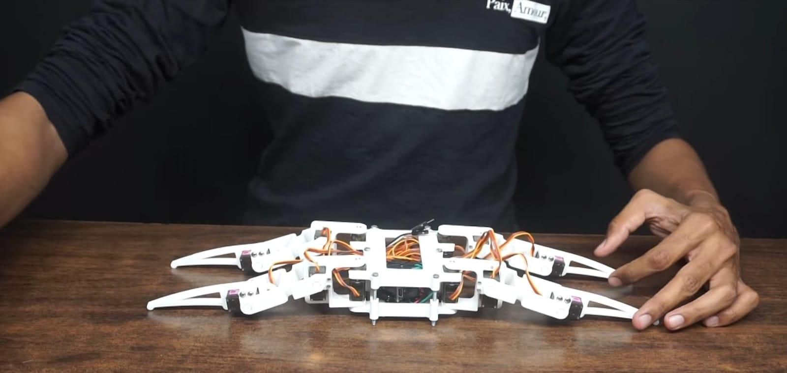 How to Make a WALKING SPIDER ROBOT at Home | 3D Printed Crawling Robot ...