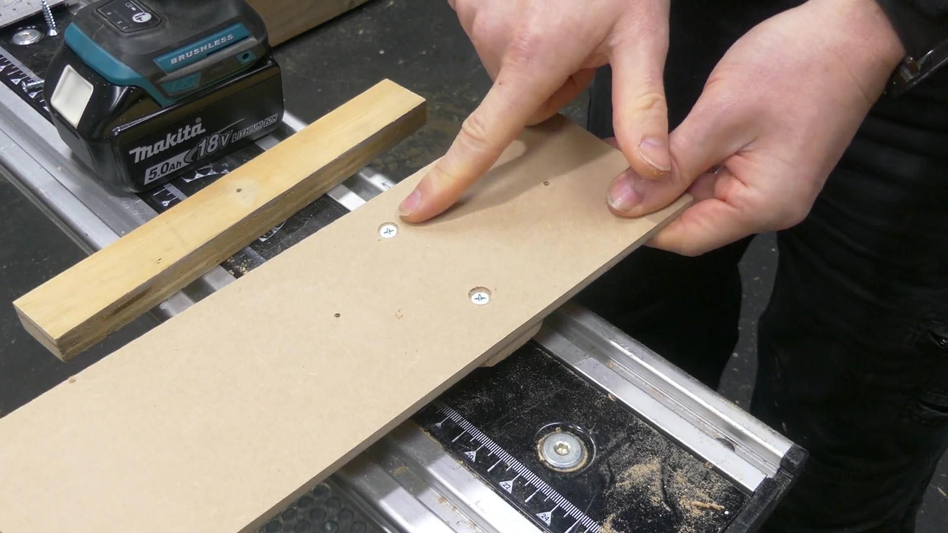 5 Simple and Essential Power Tool Woodworking Jigs : 6 Steps (with ...