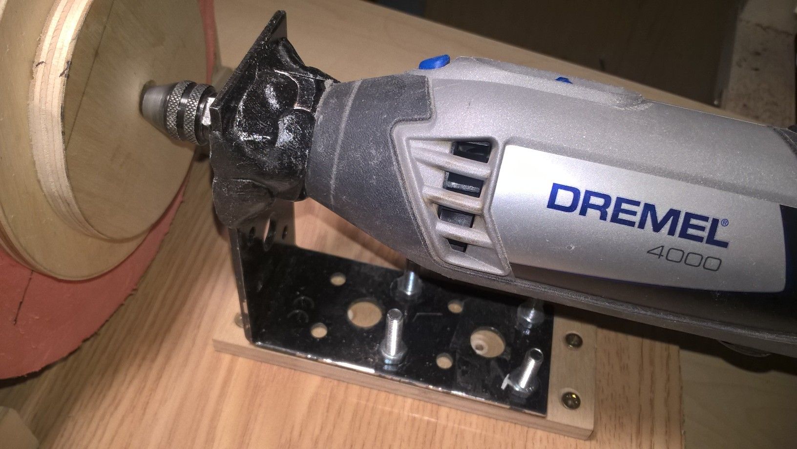 Dremel Disk Sander - Easy and Cheap : 3 Steps - Instructables