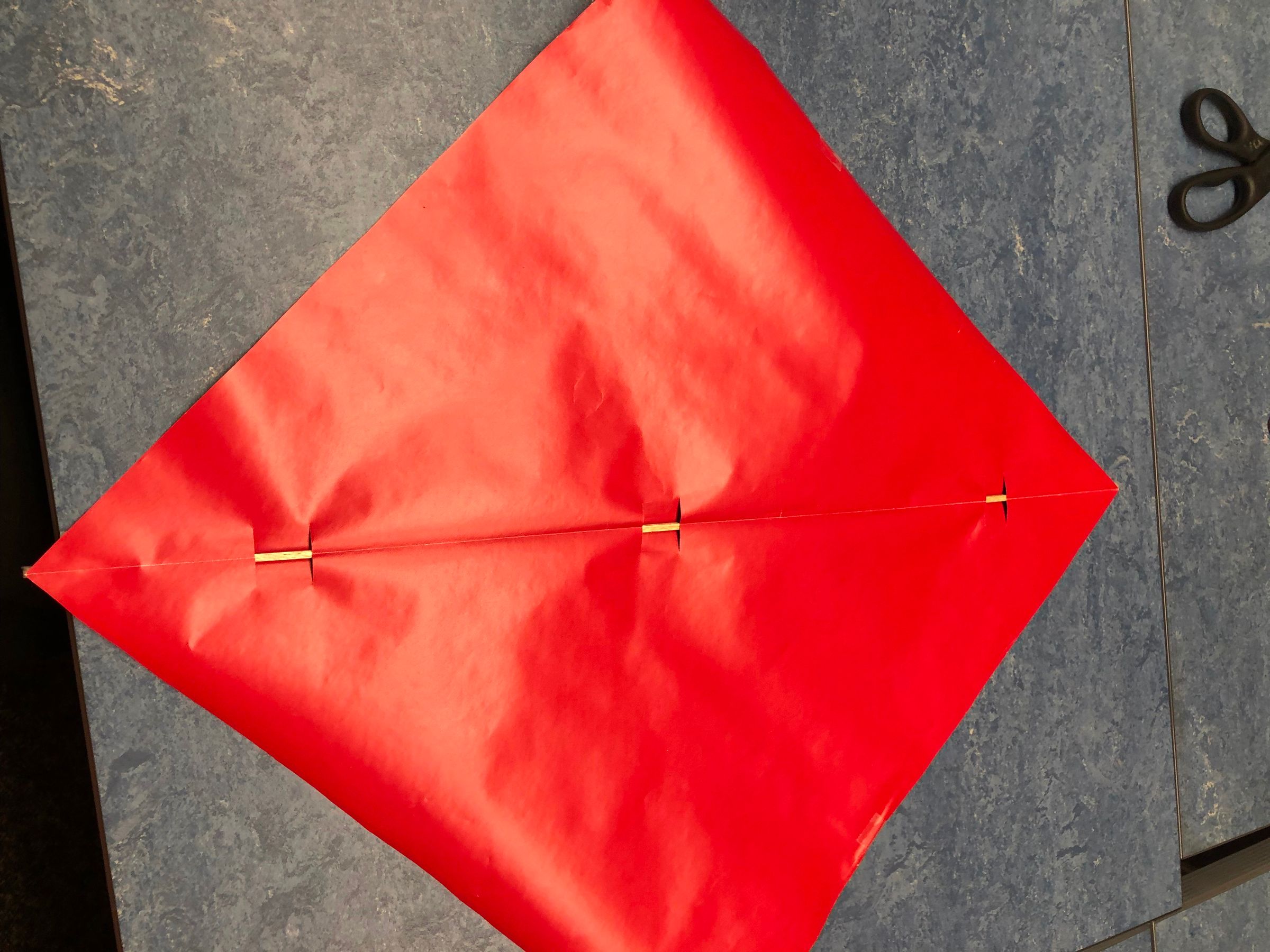 DIY Wrapping Paper Kite : 12 Steps - Instructables