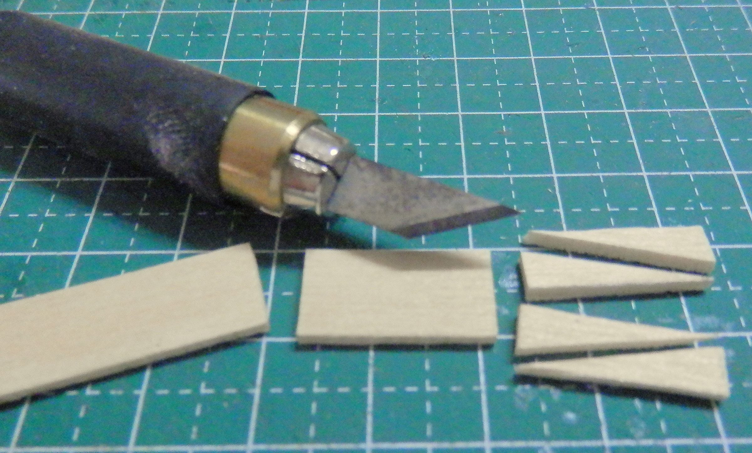 Mini B-Wing Popsicle Stick Model : 8 Steps (with Pictures) - Instructables