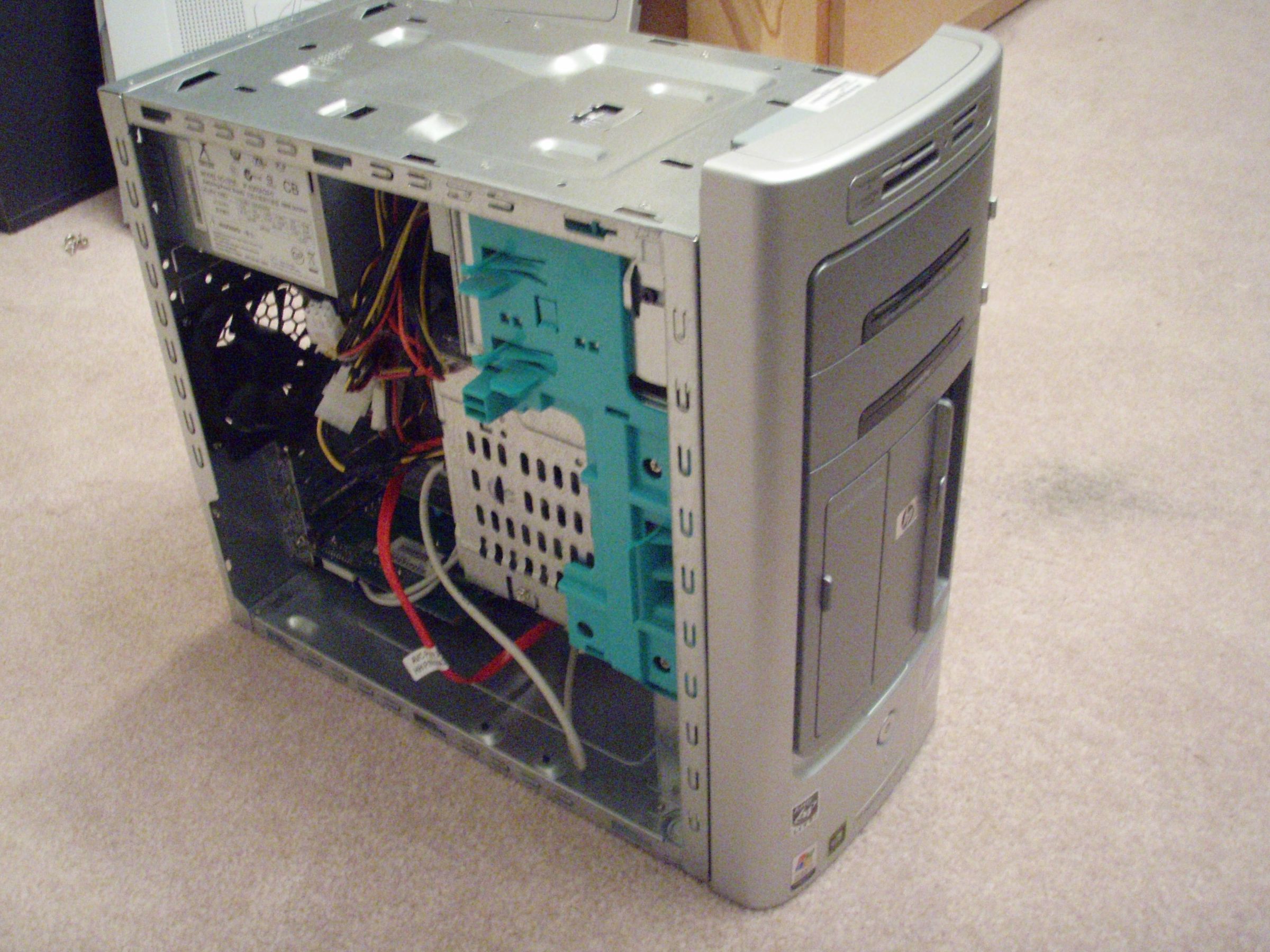 How to Disassemble a Computer : 16 Steps (with Pictures) - Instructables
