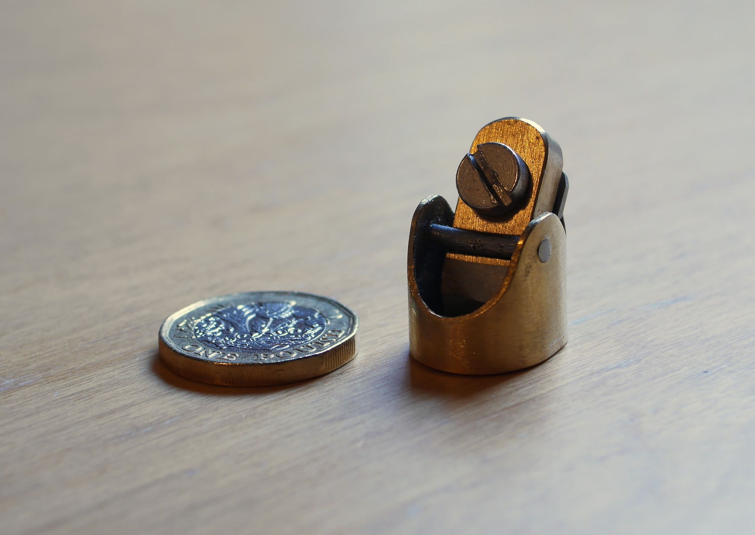 A Tiny Thumb Plane : 10 Steps (with Pictures) - Instructables