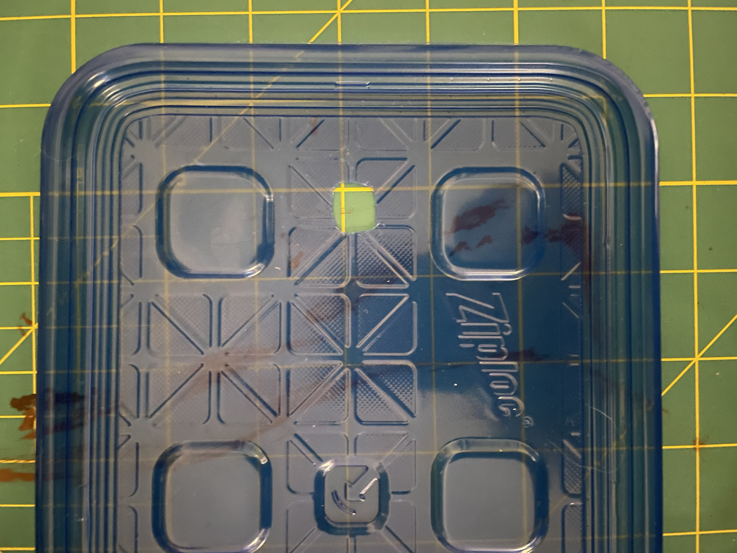 How to Make a DIY Drill Powered Salt Spreader! : 5 Steps - Instructables