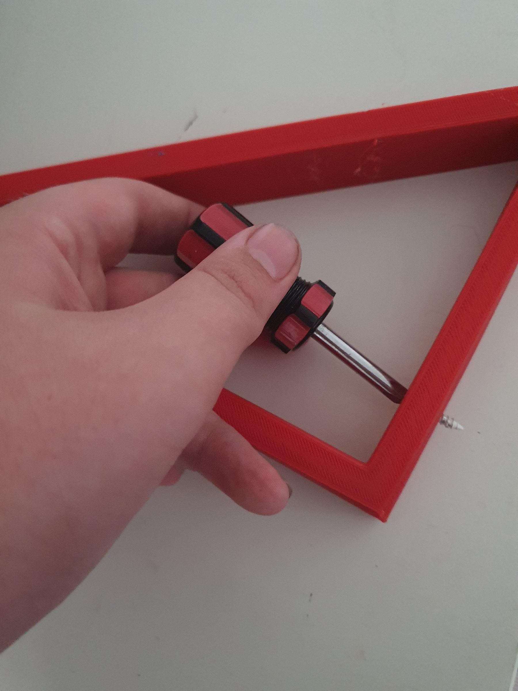 Bookshelf With 3D Printed Suspensions : 6 Steps - Instructables