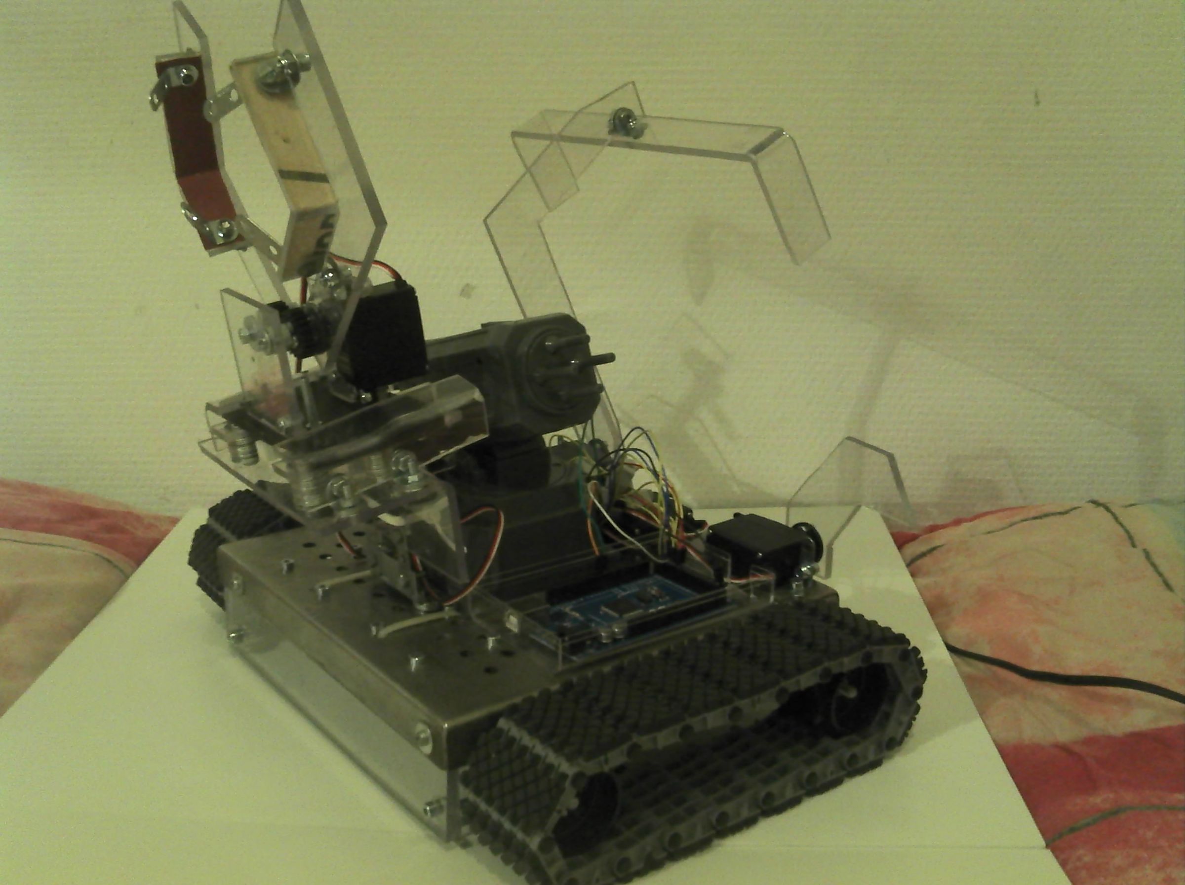 Joystick-controlled Robot - Instructables