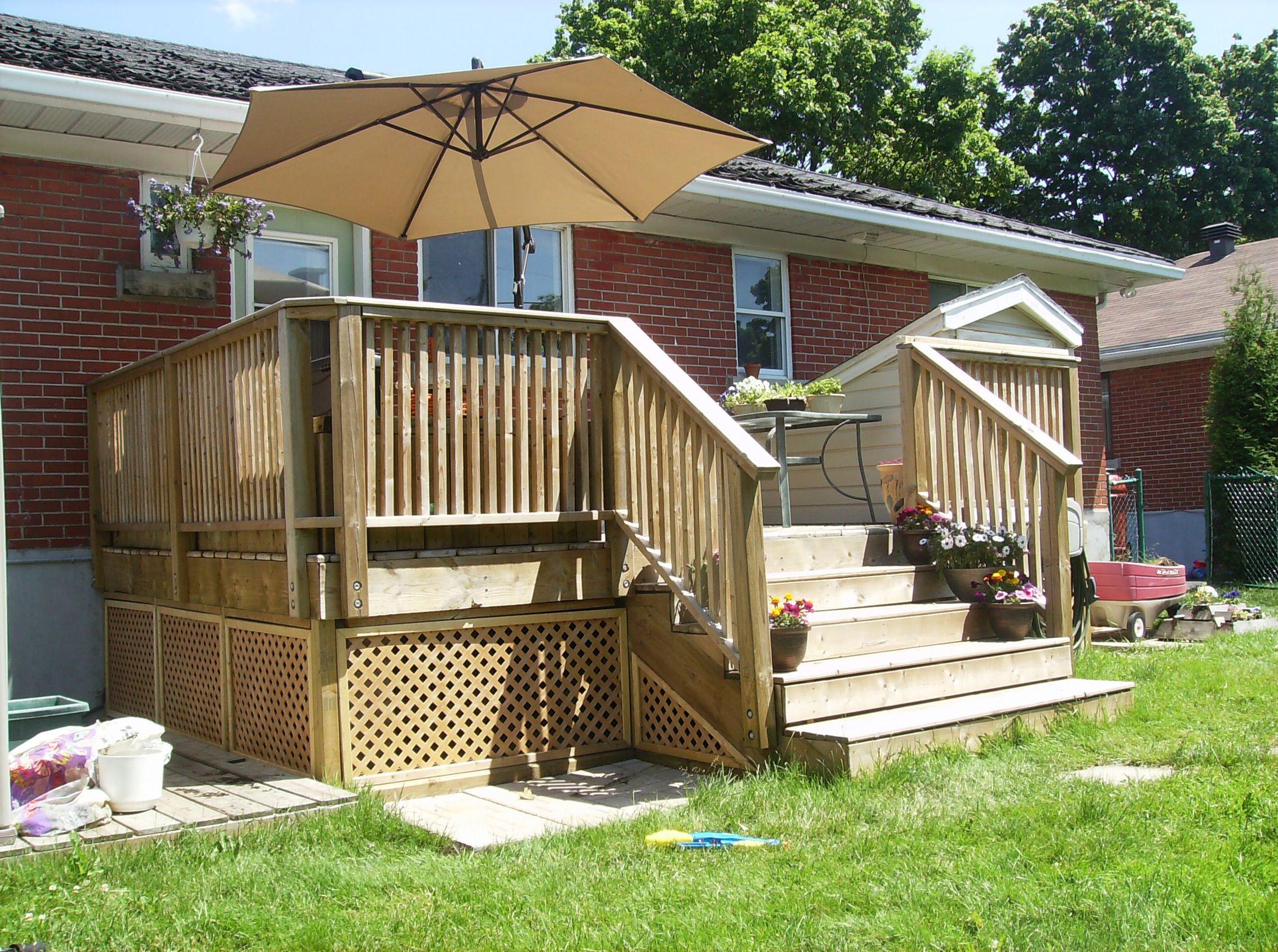 Building a Wooden Deck Over a Concrete One : 6 Steps (with Pictures ...