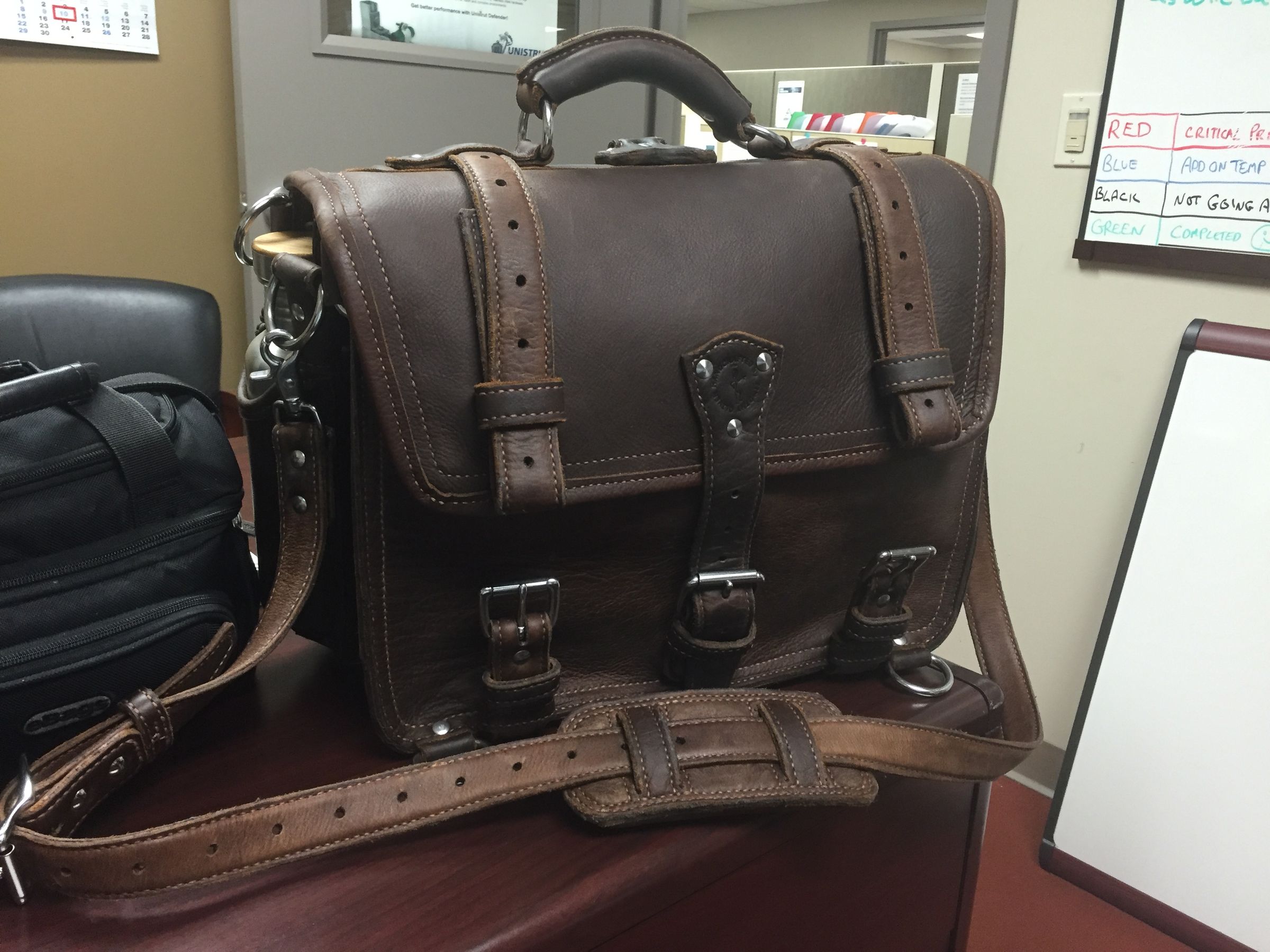 Leather Briefcase : 12 Steps (with Pictures) - Instructables