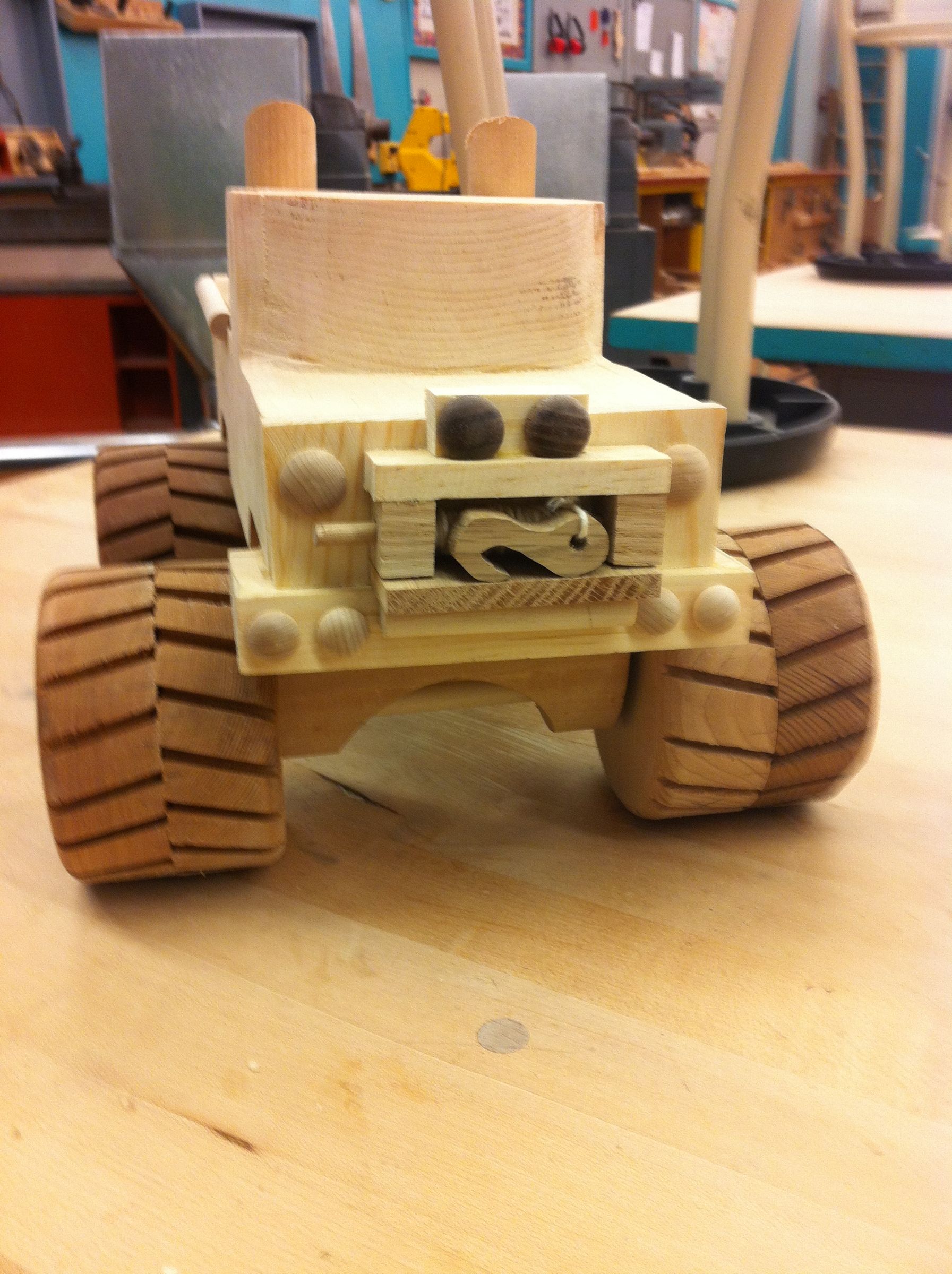 Monster Truck : 4 Steps (with Pictures) - Instructables