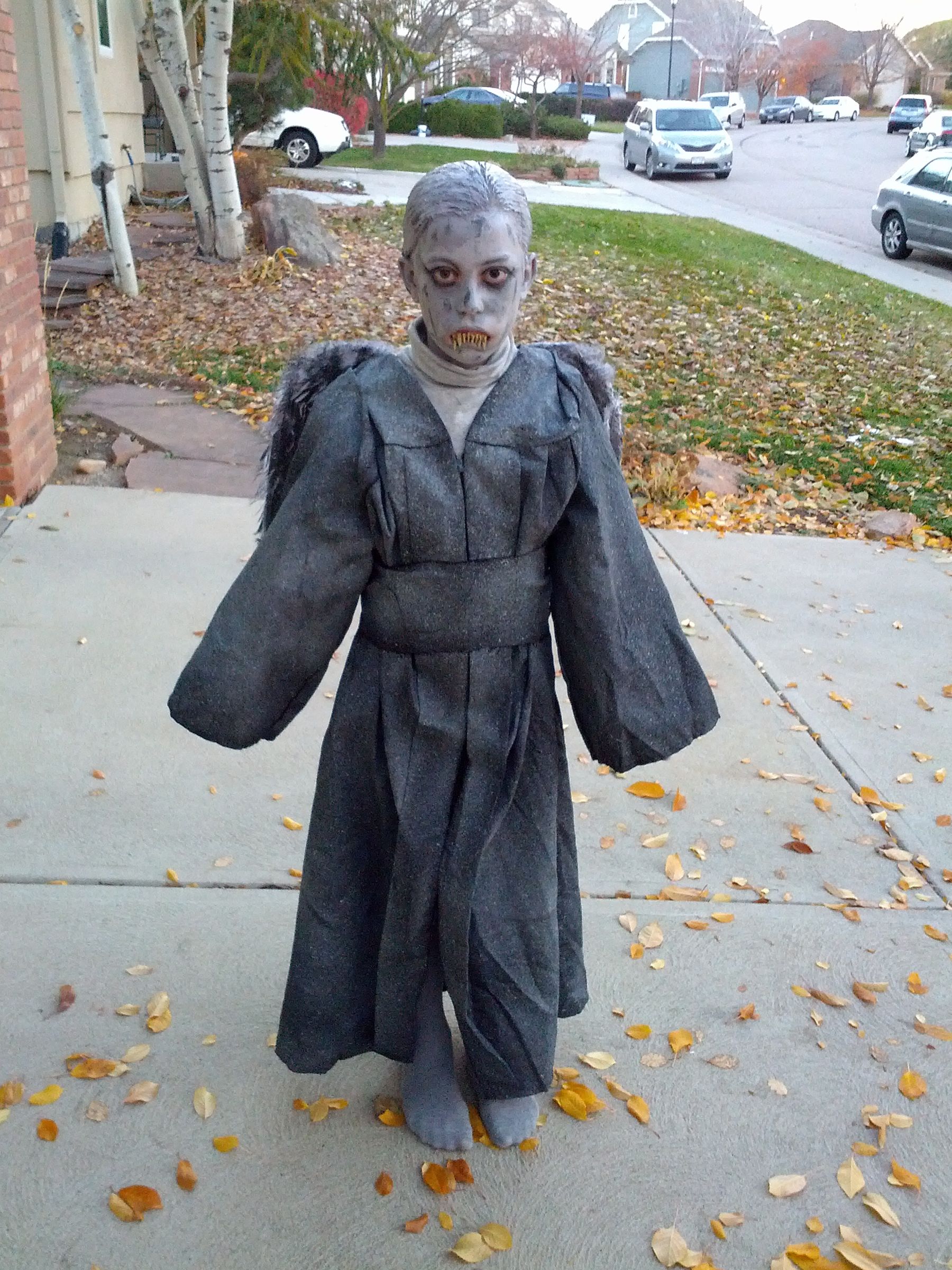 Weeping Angel Child Costume - Easy : 3 Steps - Instructables