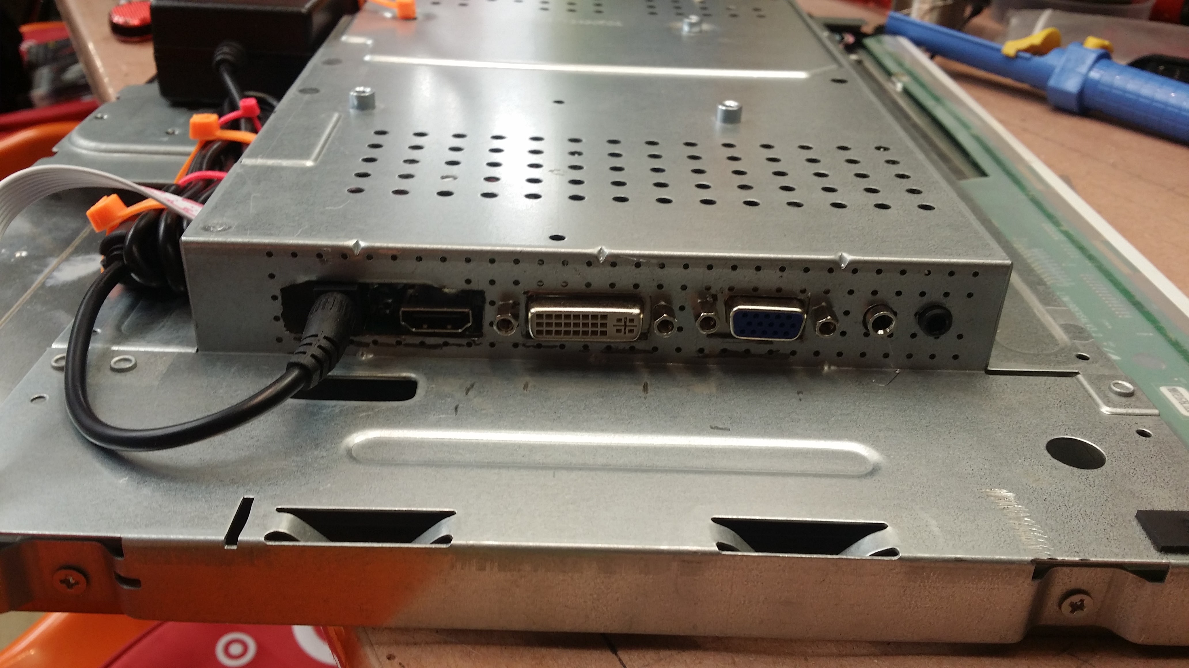 Retro TV Console Media Cabinet - UPDATED Now With RetroPie : 6 Steps ...