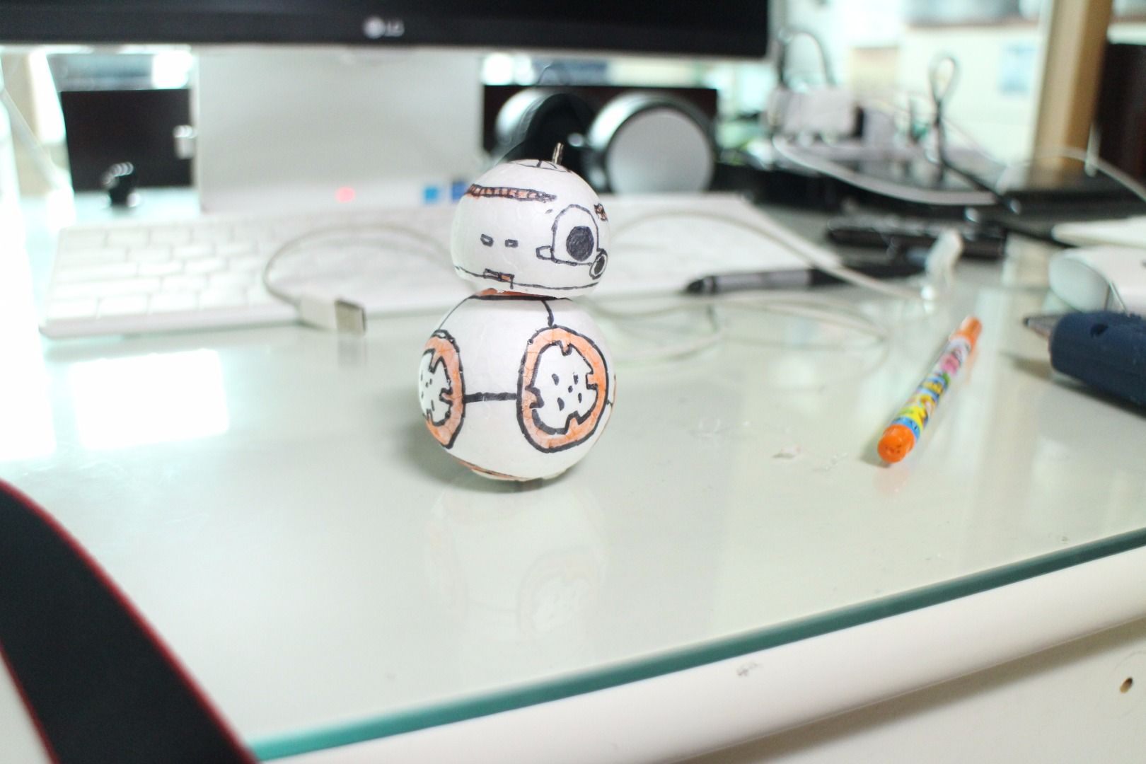 BB-8 Bounce Back Toy : 7 Steps (with Pictures) - Instructables