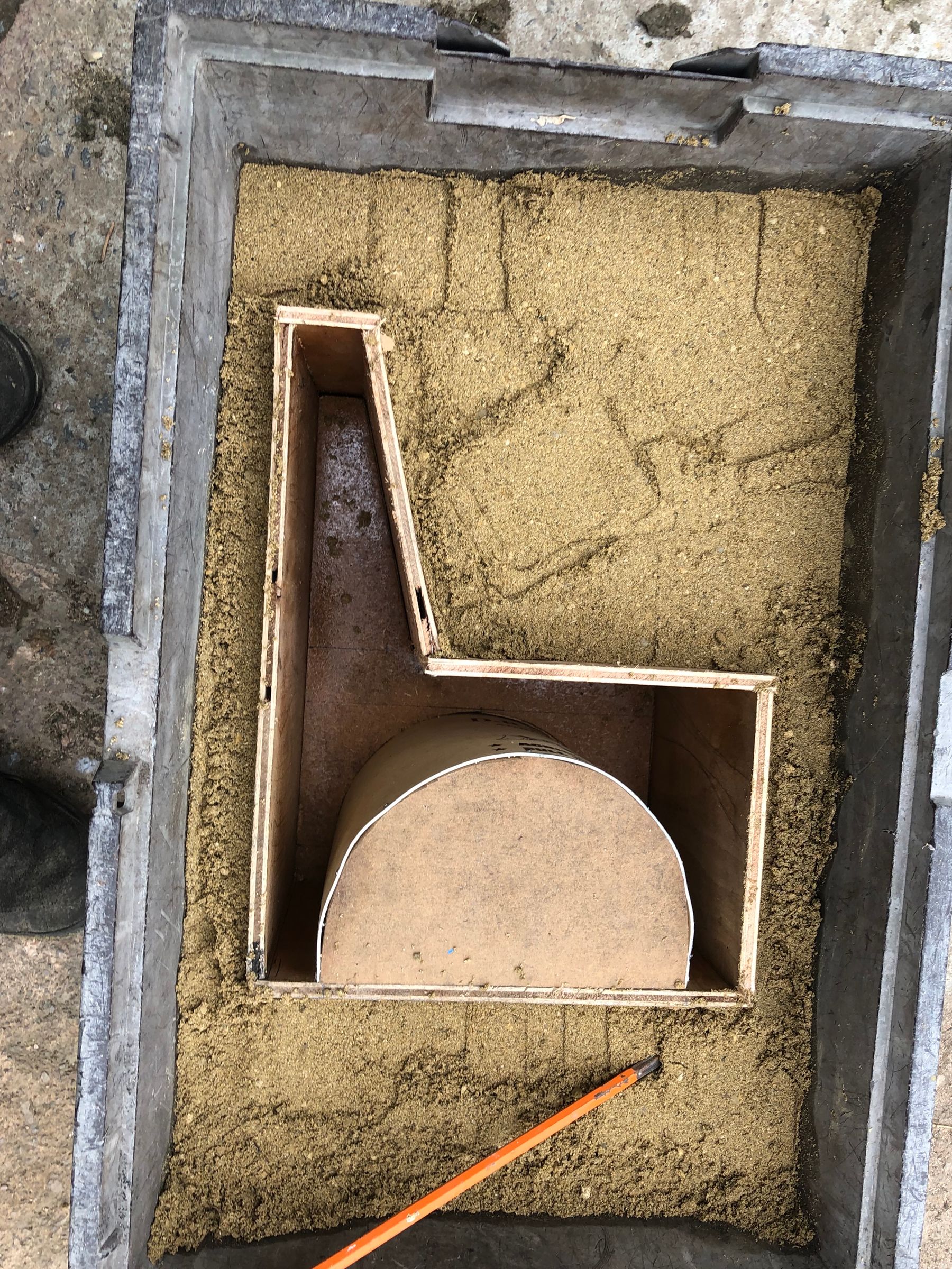 Concrete Chairs and Table : 11 Steps (with Pictures) - Instructables