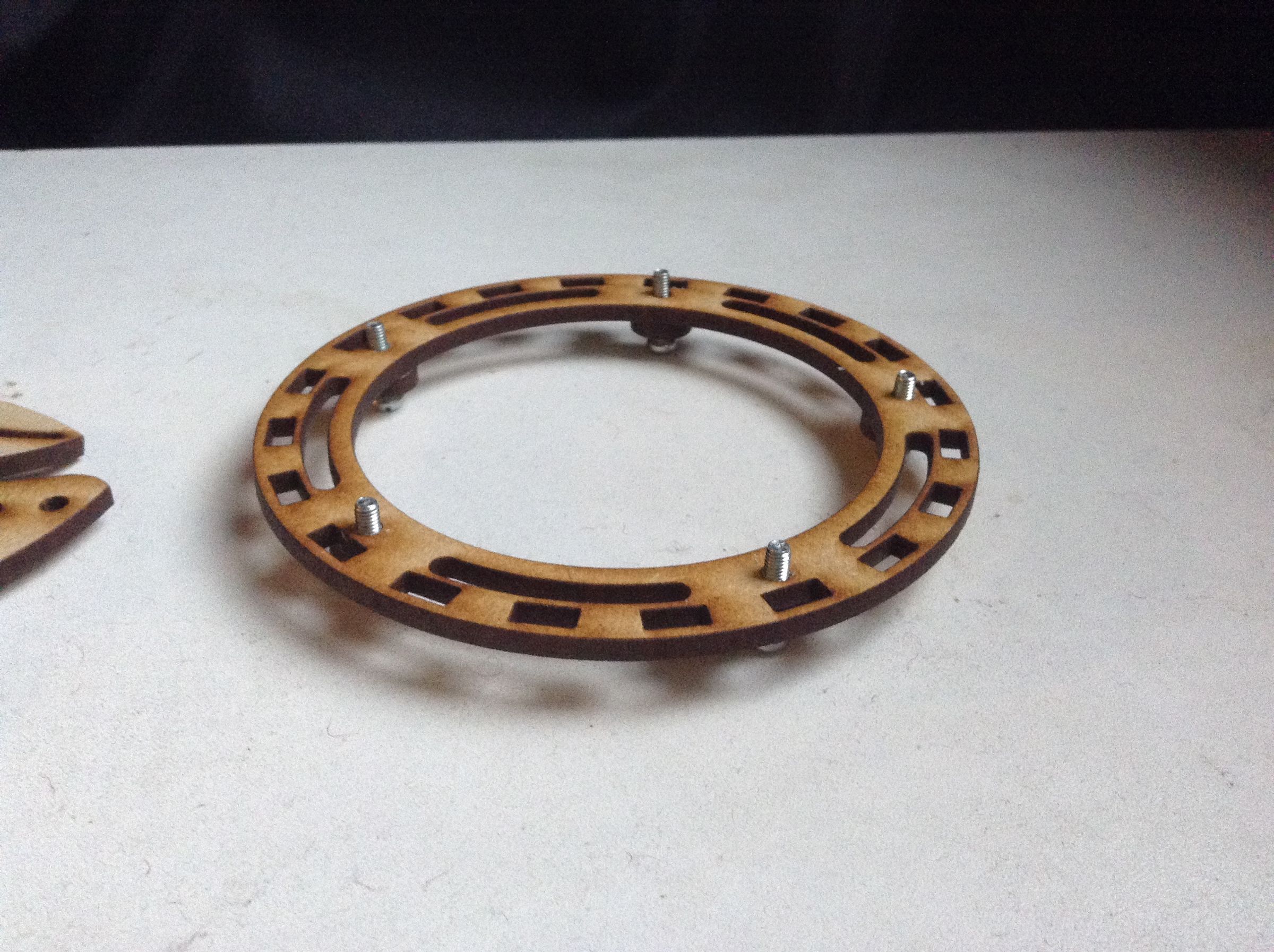 Carter's Lasercut Iris Box V2 : 4 Steps (with Pictures) - Instructables