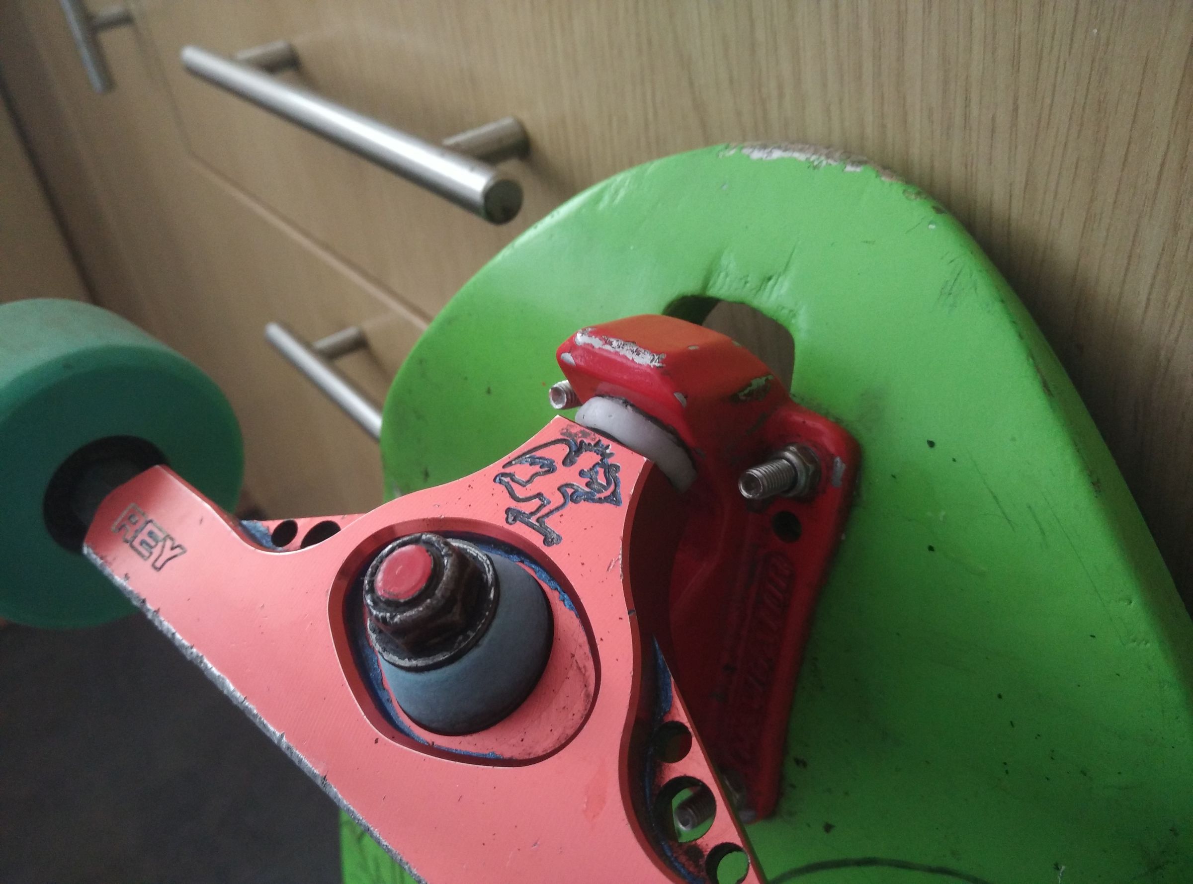 Custom Longboard Pivot Cup : 6 Steps - Instructables