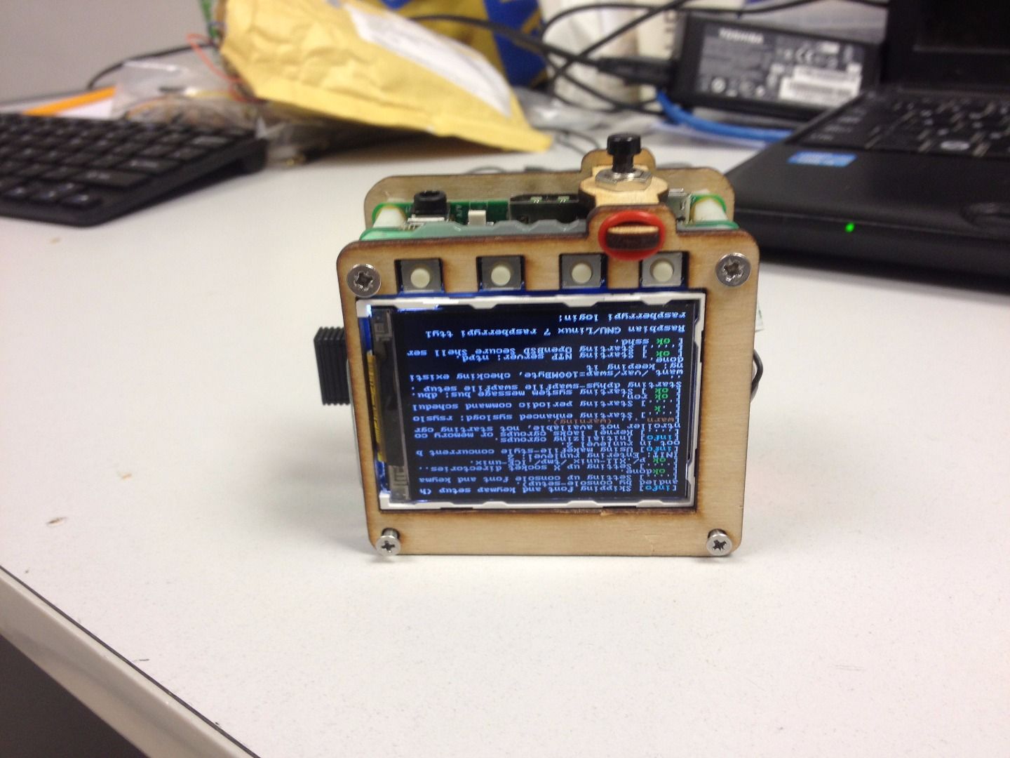 Raspberry Pi Compact Camera : 7 Steps (with Pictures) - Instructables