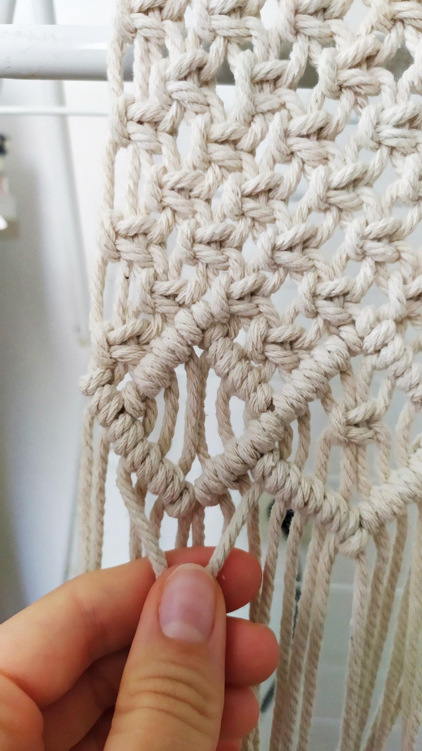 How to Make a Bohemian Macrame Rug : 14 Steps (with Pictures ...