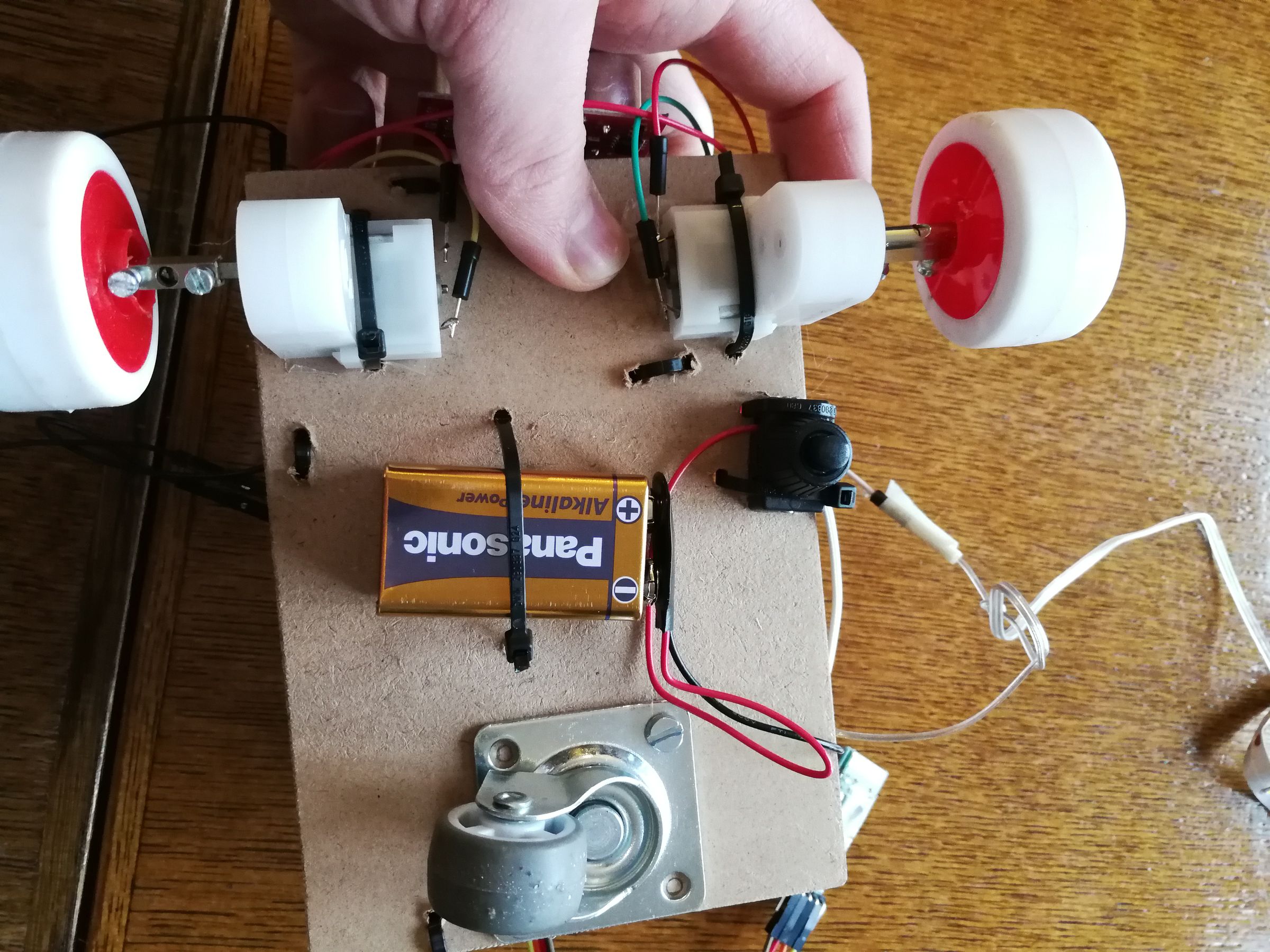 Bluetooth Mouse With Ultrasonic Sensor and Photocell : 10 Steps (with ...