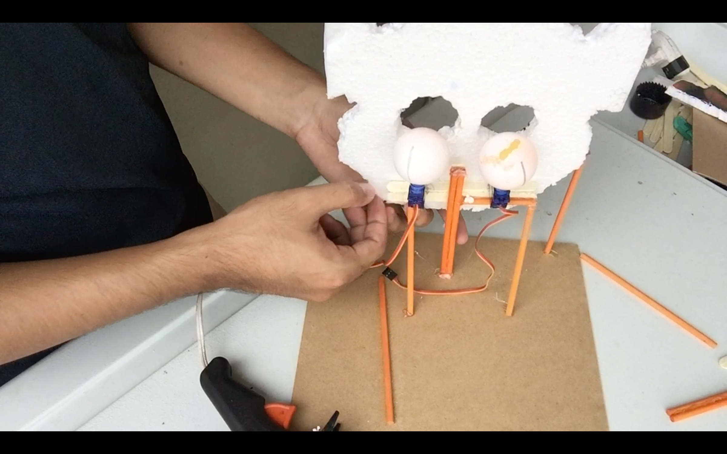 Animatronic Robot - Five Nights at Freddys : 10 Steps - Instructables