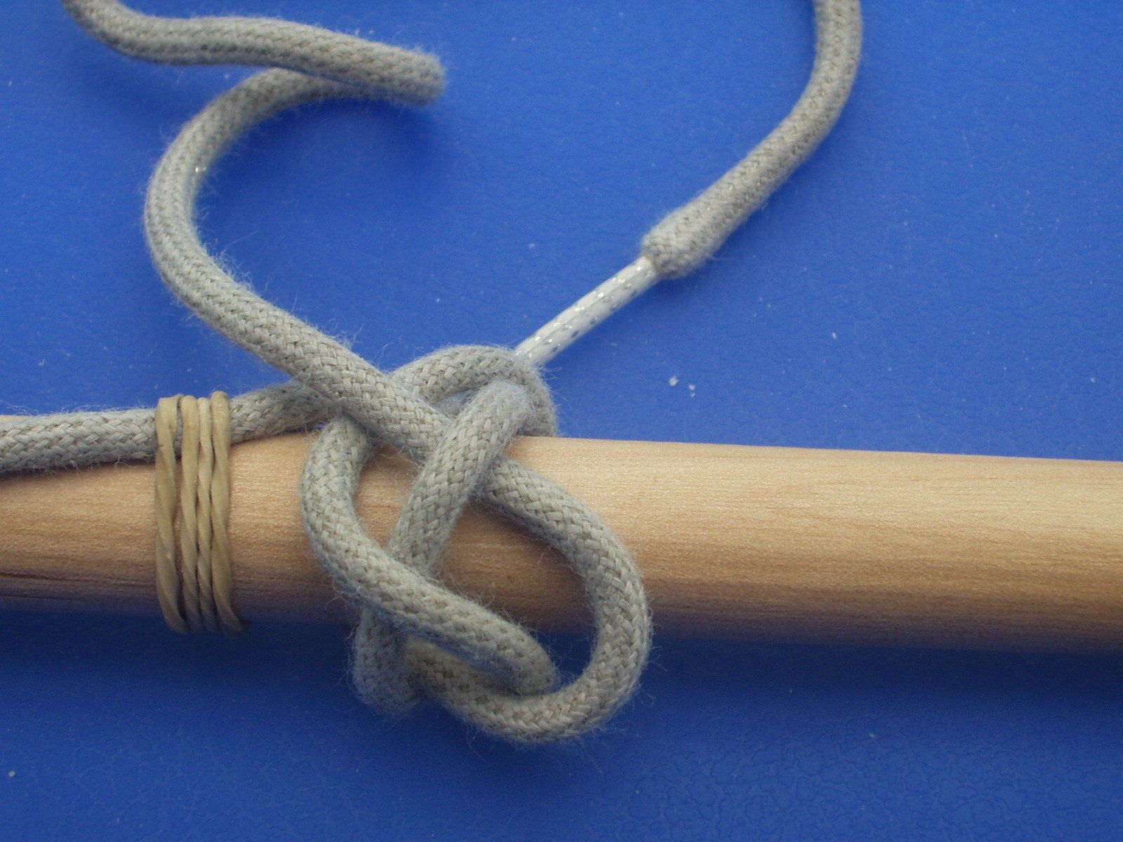 Spanish Ring Knot Variation : 16 Steps - Instructables