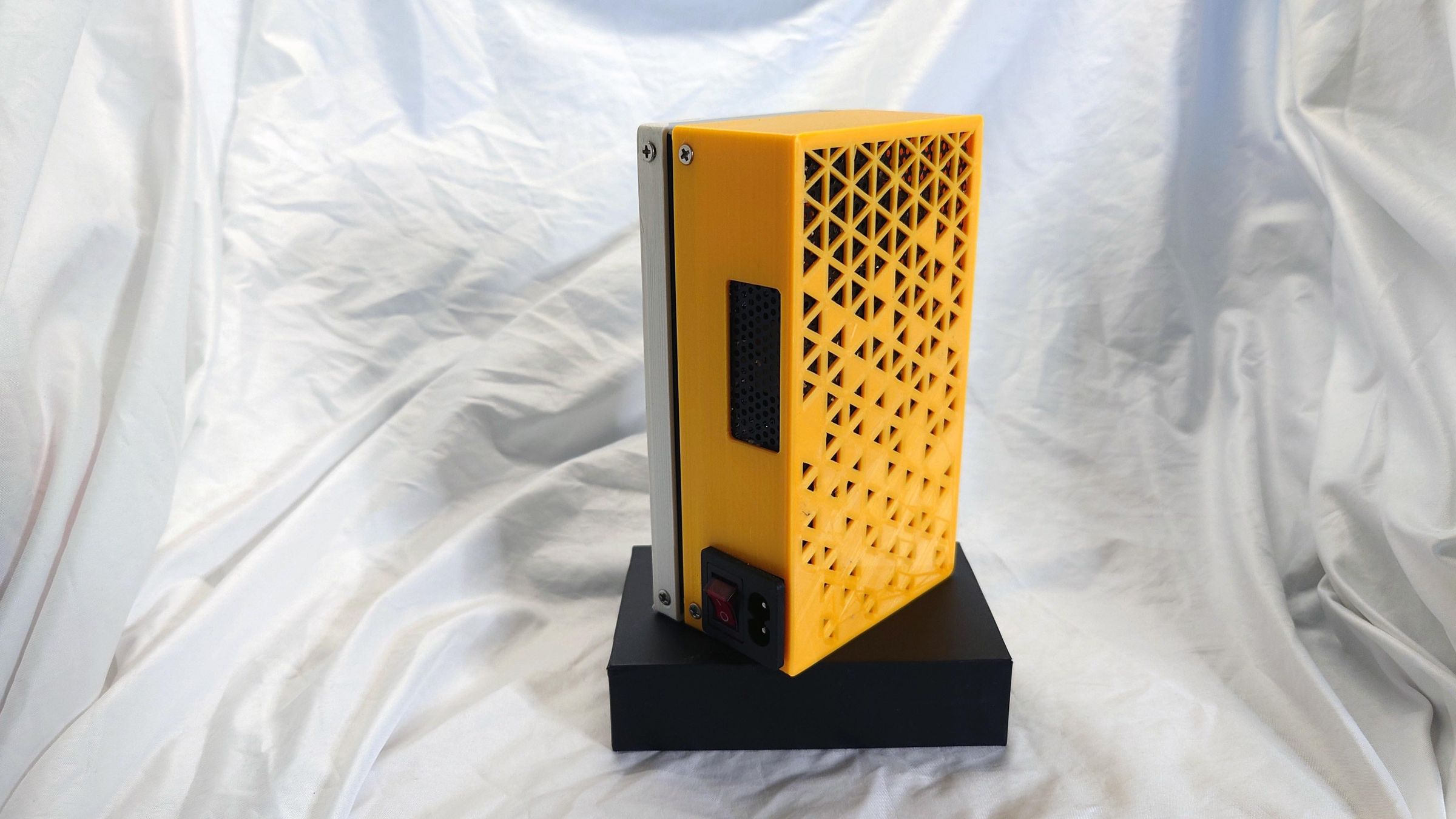 DIY 216W Desktop USB Type-C PD Charger at 65W + 100W : 3 Steps ...