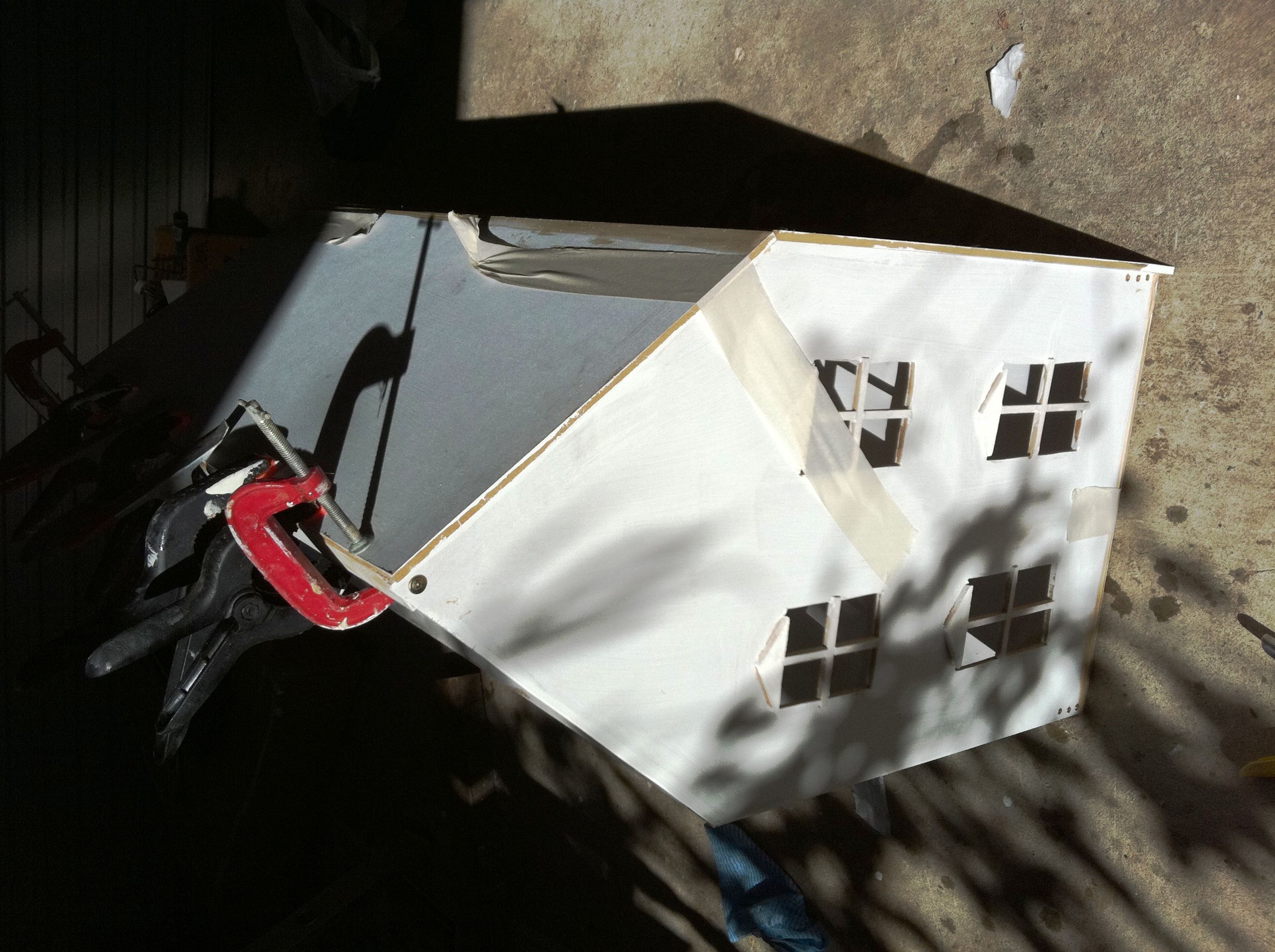 Build a Doll's House : 8 Steps (with Pictures) - Instructables