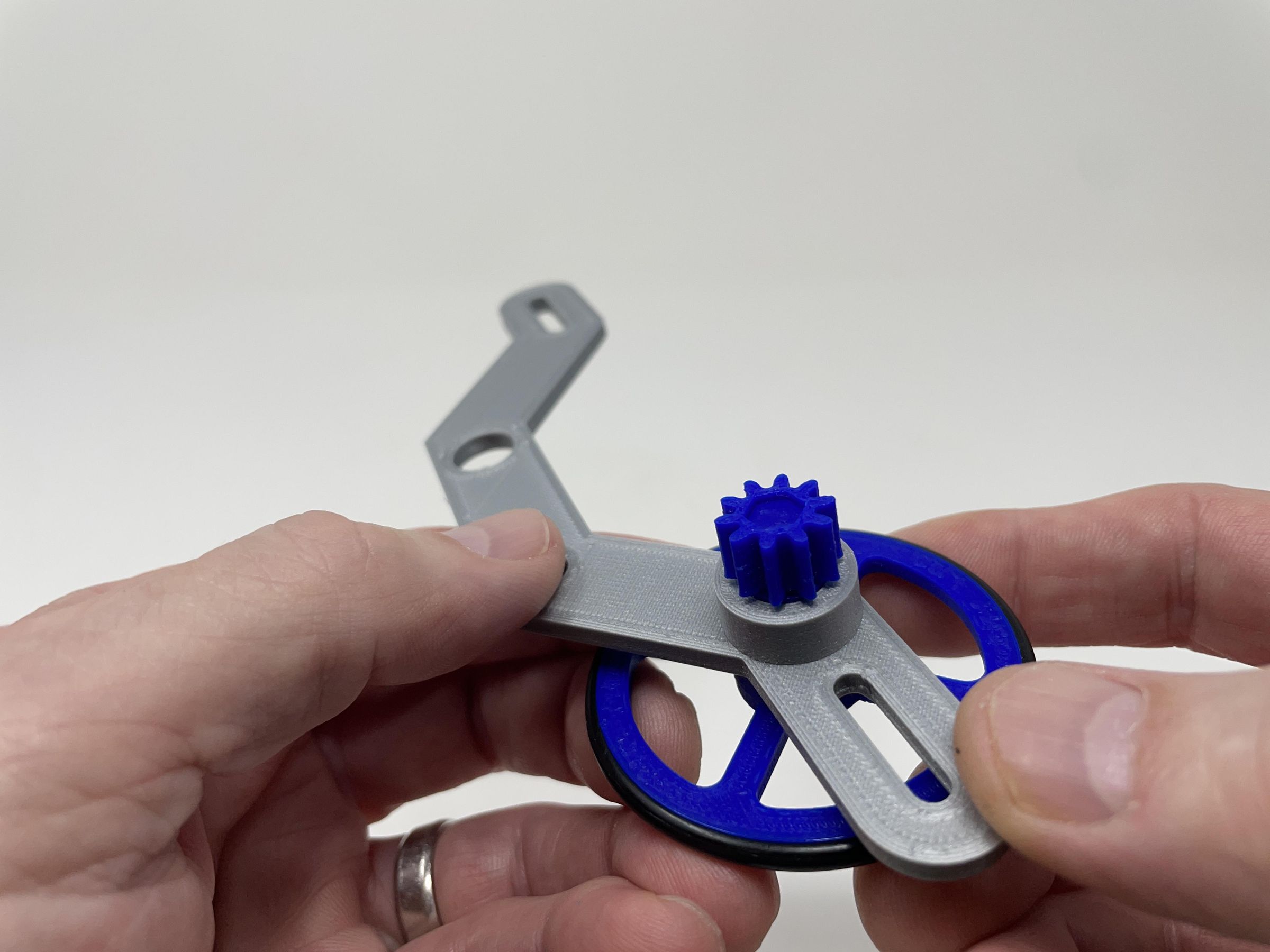 A 3D Printed Windup Car Using a "Runaway Escapement" Speed Regulator ...