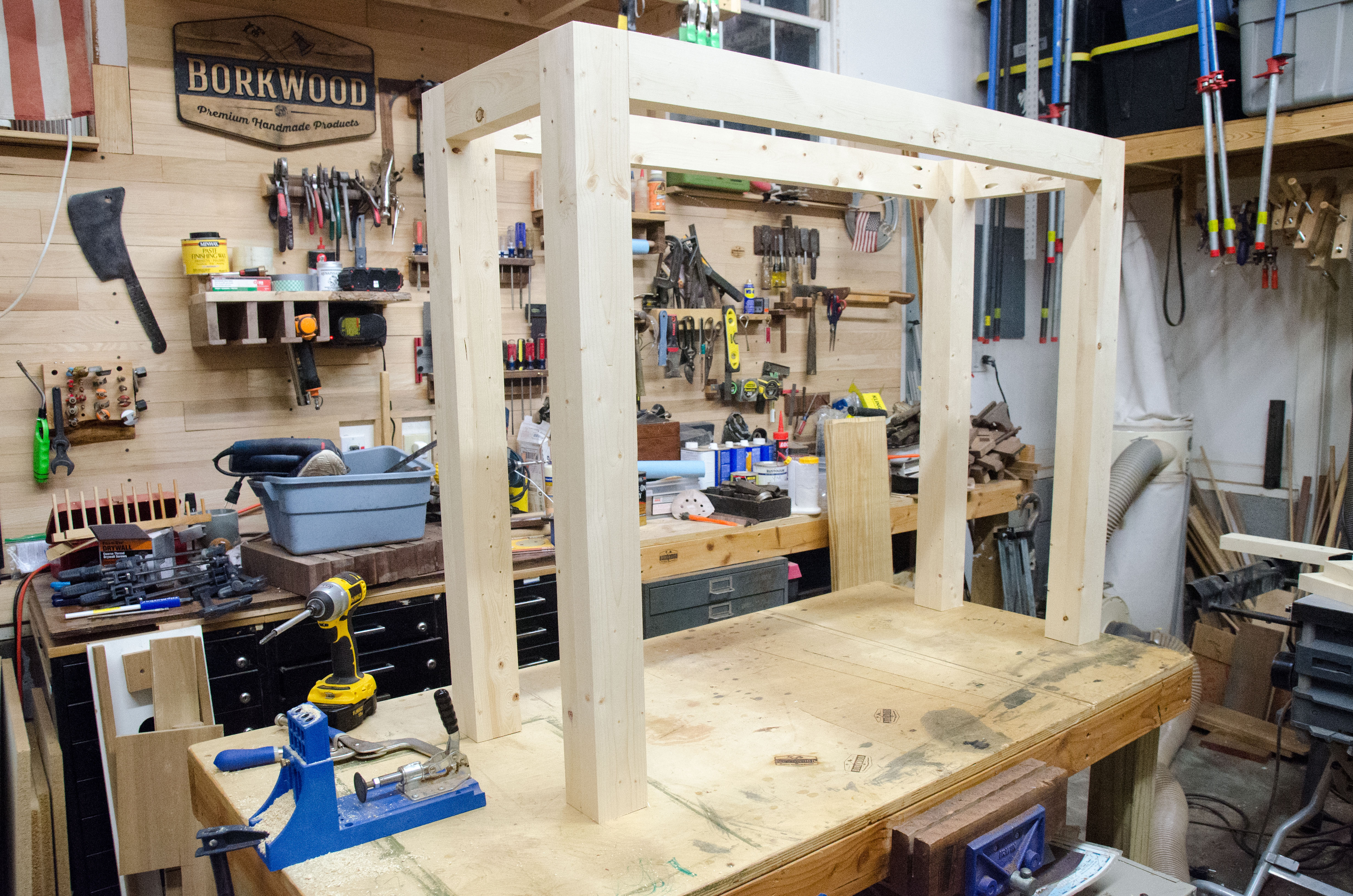 DIY Pub Table : 5 Steps - Instructables